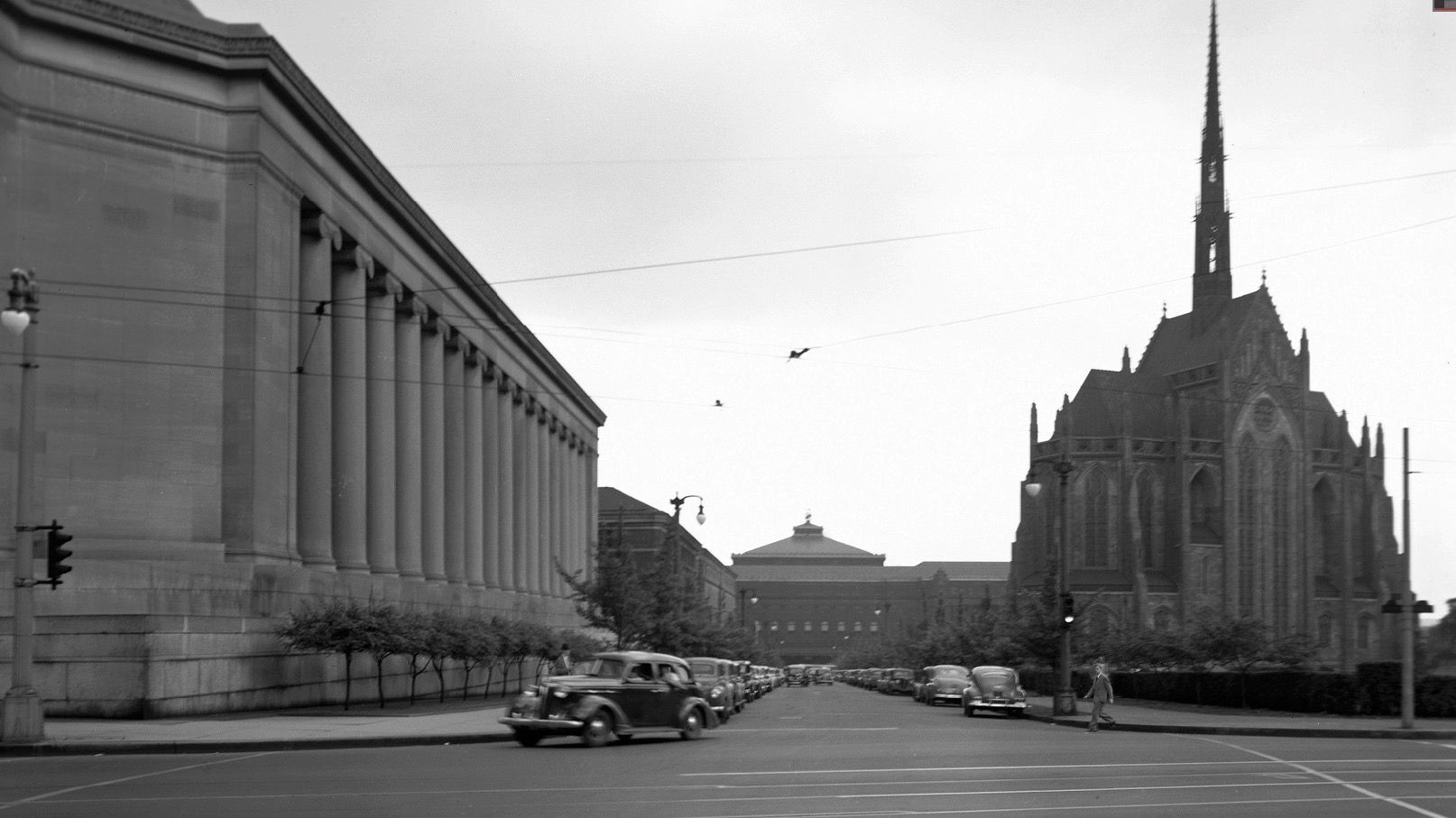 Intersection of Fifth and Bellefield, 1944 (looks the exact same) | Scrolller