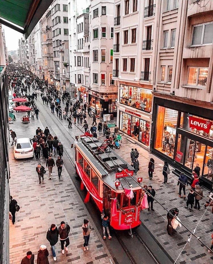 #istanbul | Scrolller