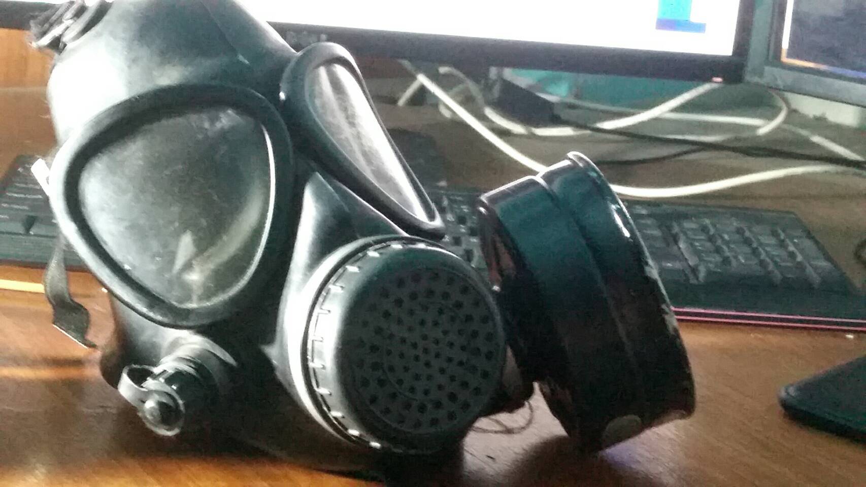 it may not be a good gas mask but its my gas mask | Scrolller