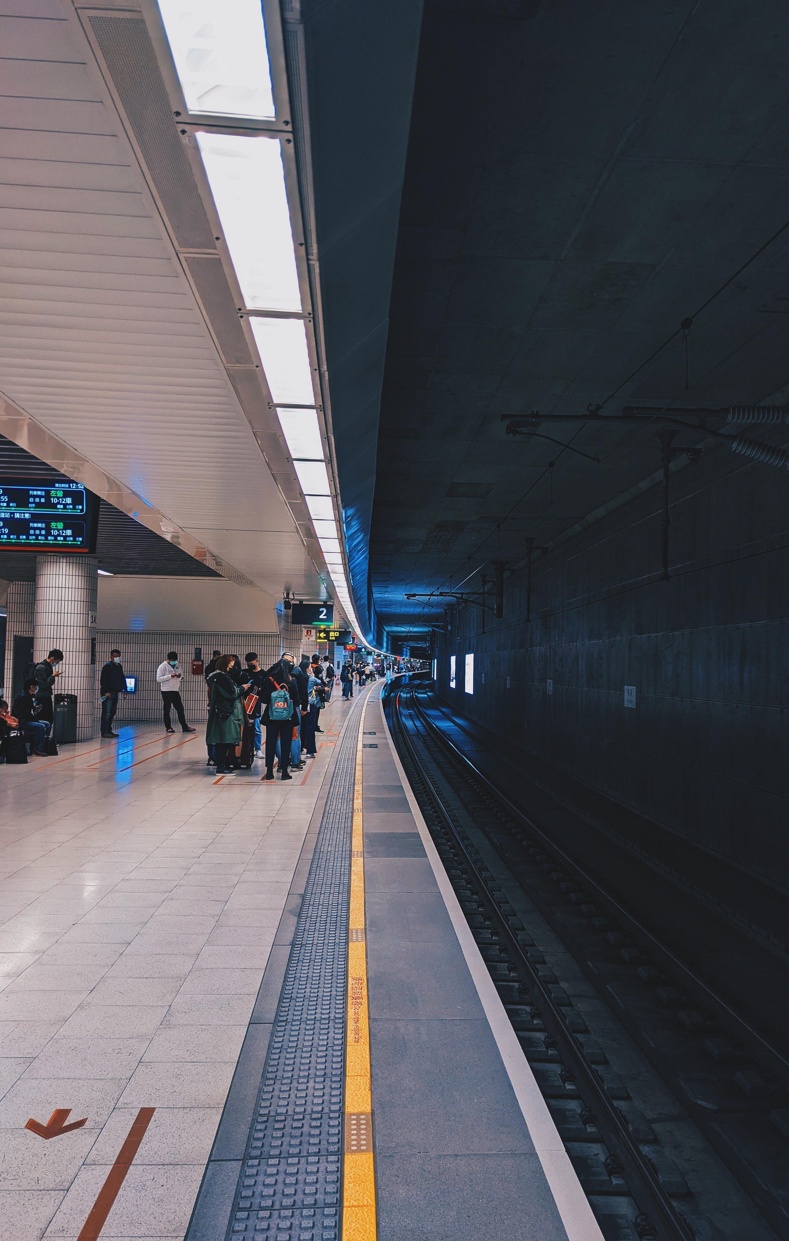 ITAP of a train platform | Scrolller