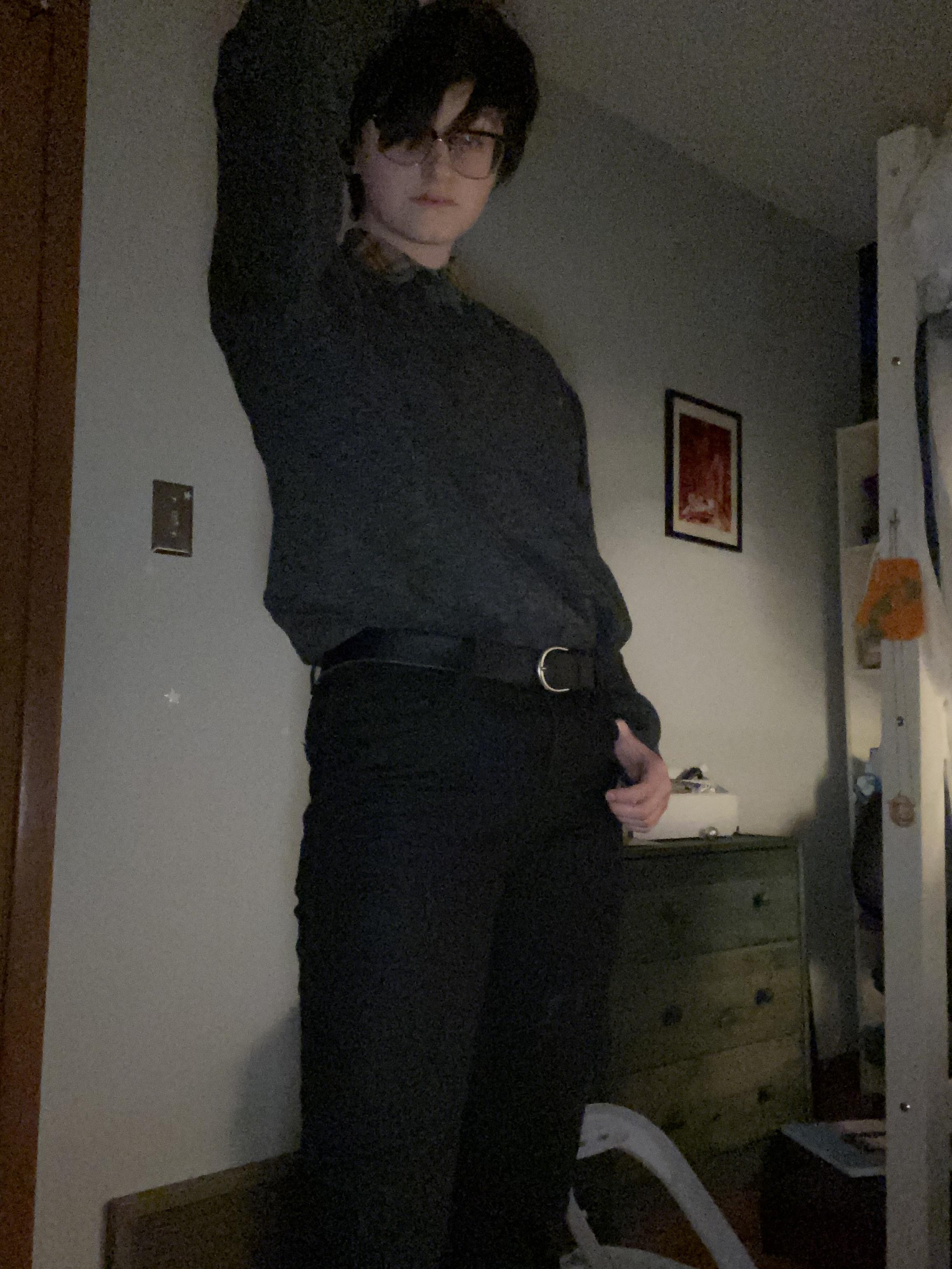 its 2am and im feeling very dark academia | Scrolller