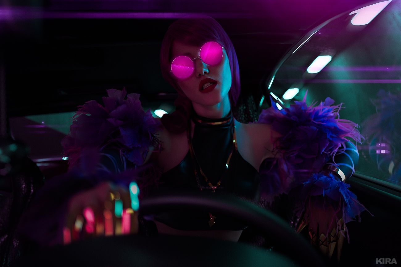 kDA Evelynn cosplay by Lada Lyumos | Scrolller