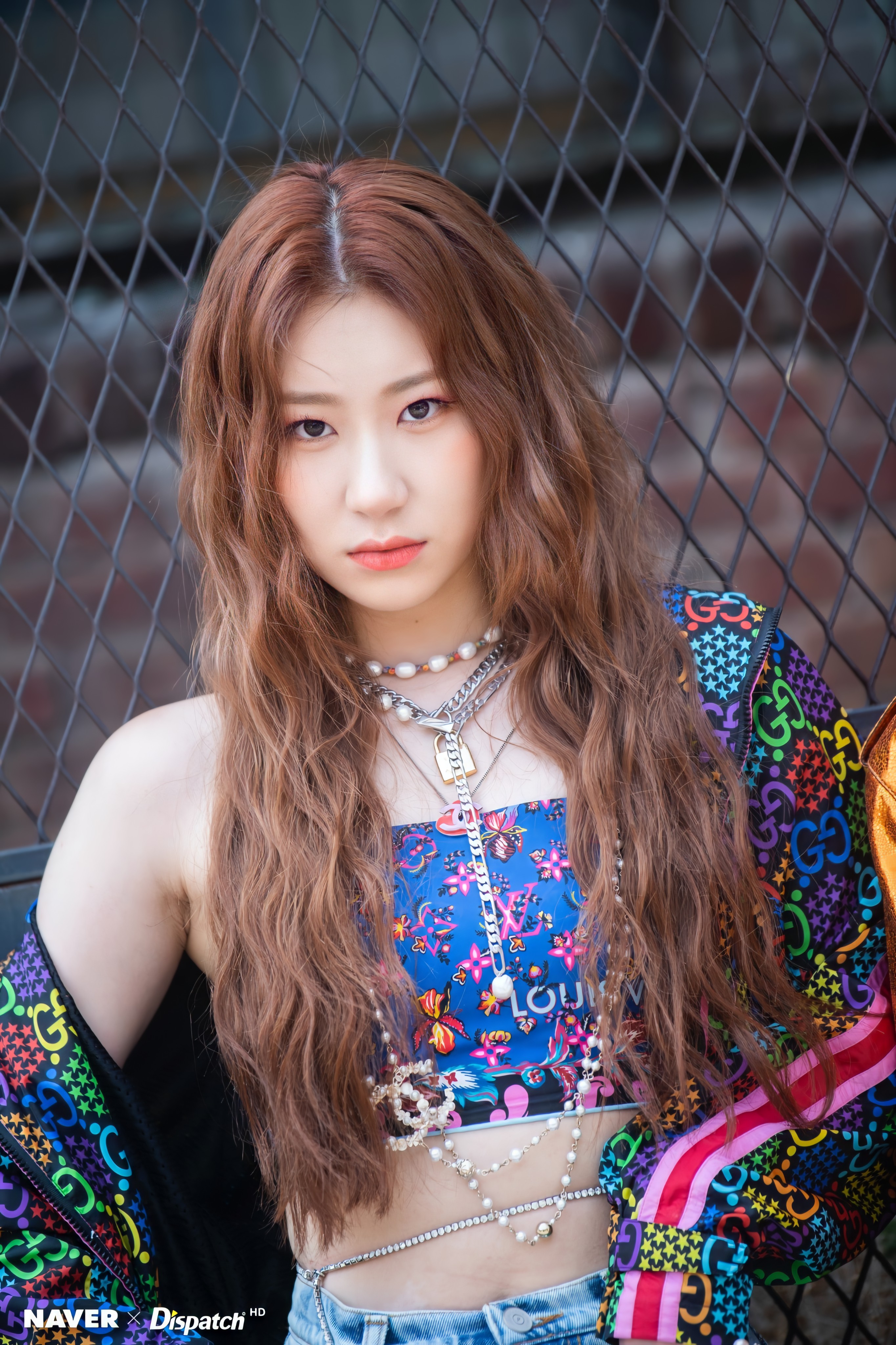 ITZY - Chaeryeong | Scrolller