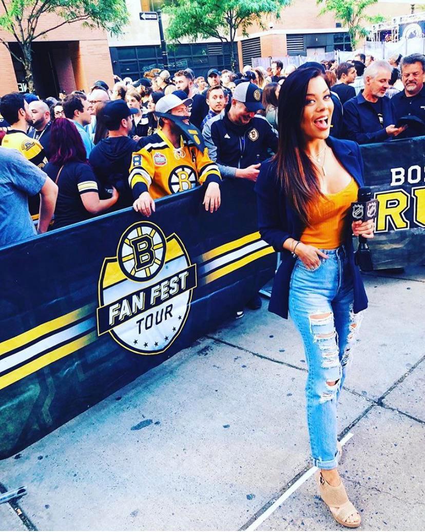 Jackie SCF cleavage | Scrolller