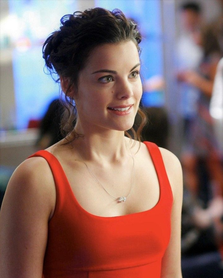 Jaimie Alexander | Scrolller