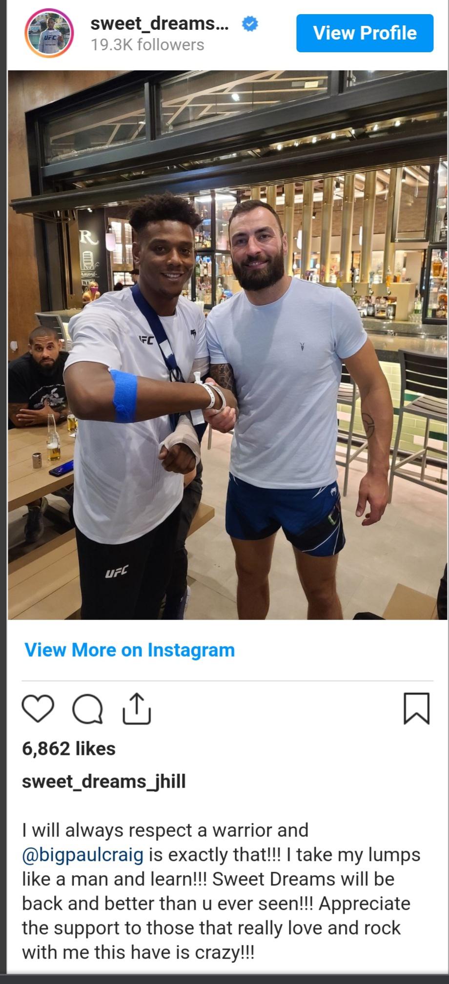 Jamahal Hill is a classy guy in defeat 👏 | Scrolller