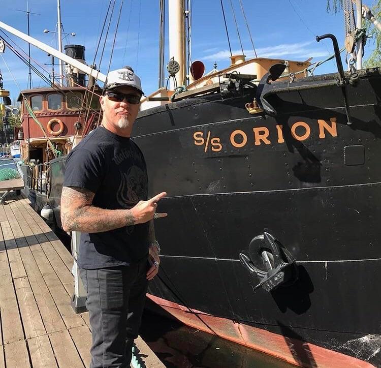 James and Orion | Scrolller