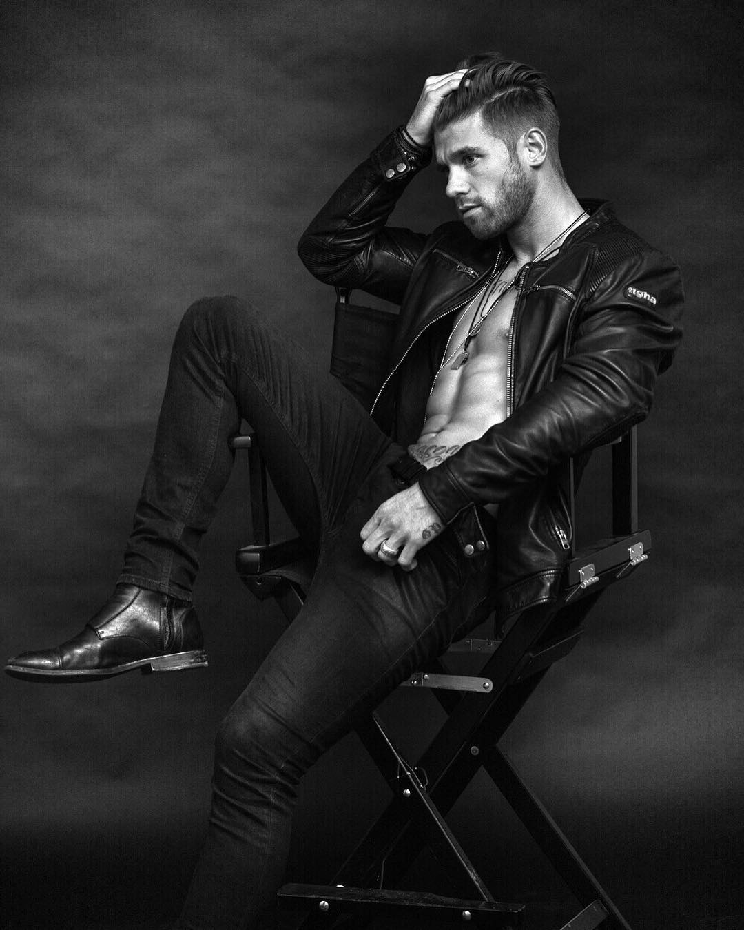 Jan Moeller | Scrolller