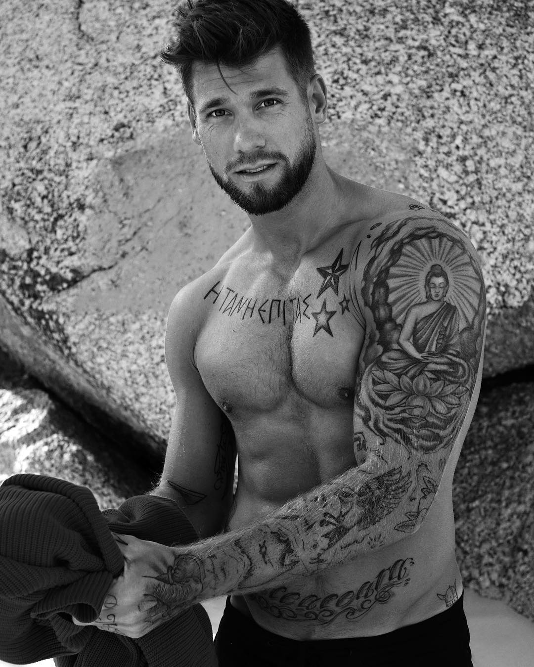 Jan Moeller | Scrolller