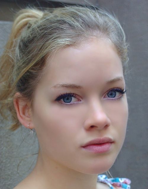 Jane Levy (x72) | Scrolller