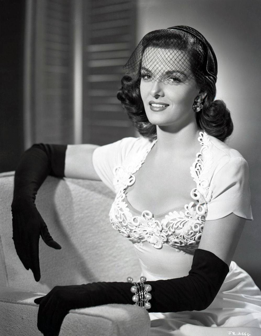 Jane Russell | Scrolller