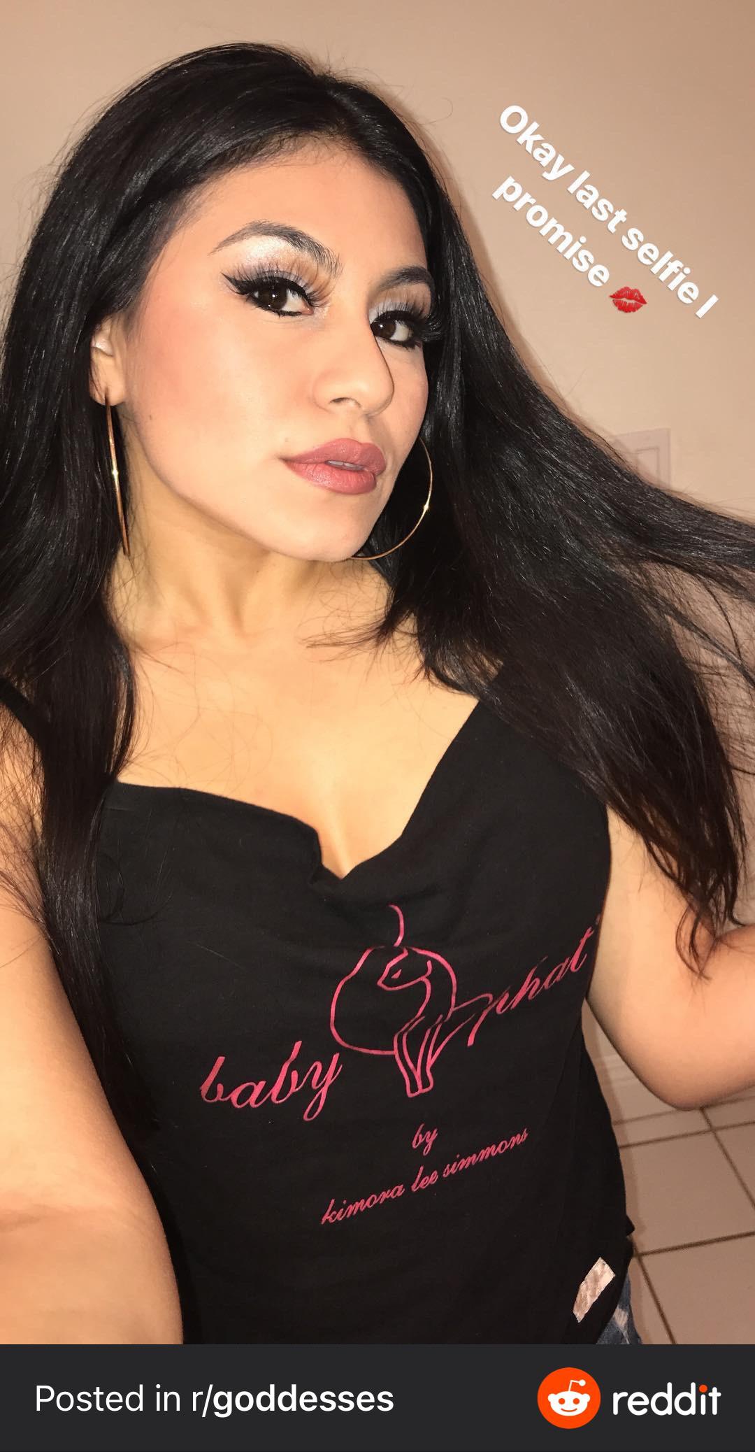 Jasmine Jewel | Scrolller