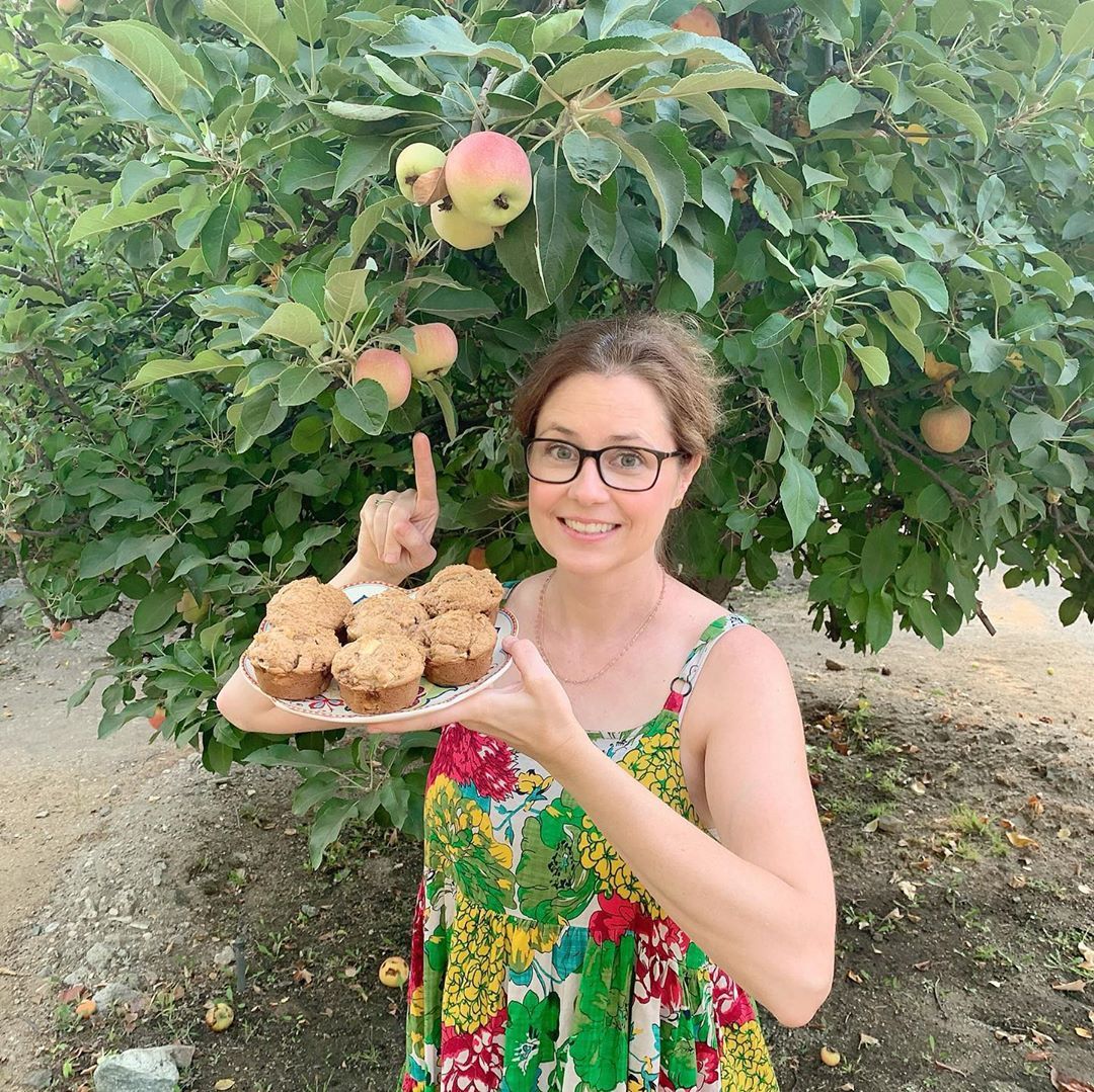 Jenna Fischer Scrolller