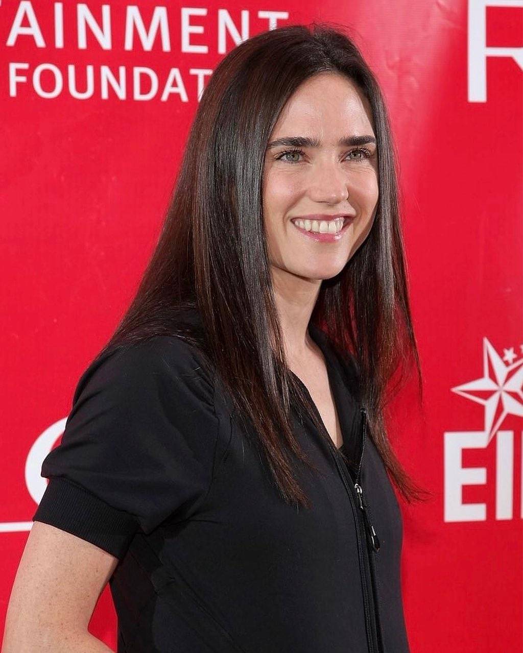 Jennifer Connelly Scrolller