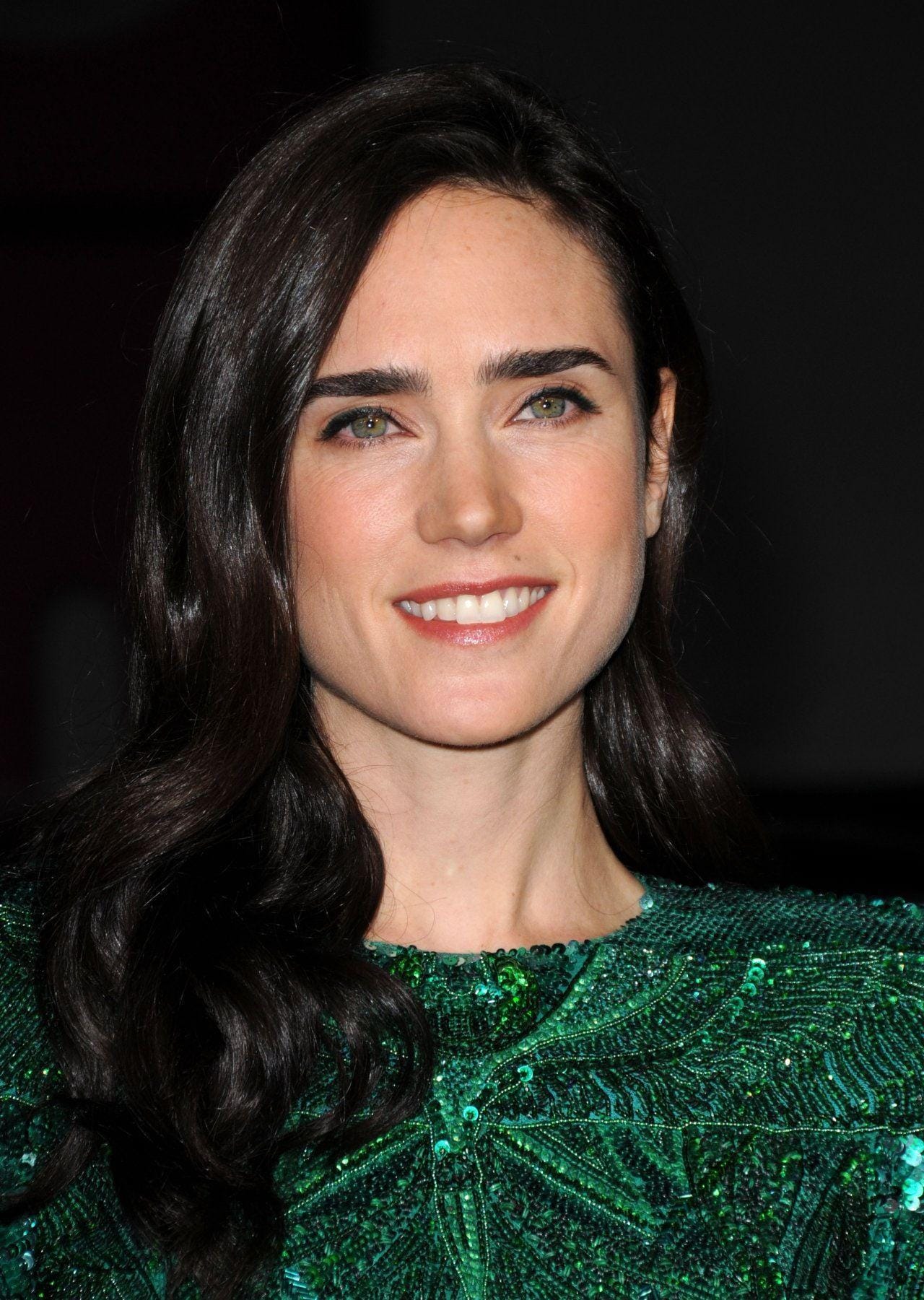 Jennifer Connelly Scrolller