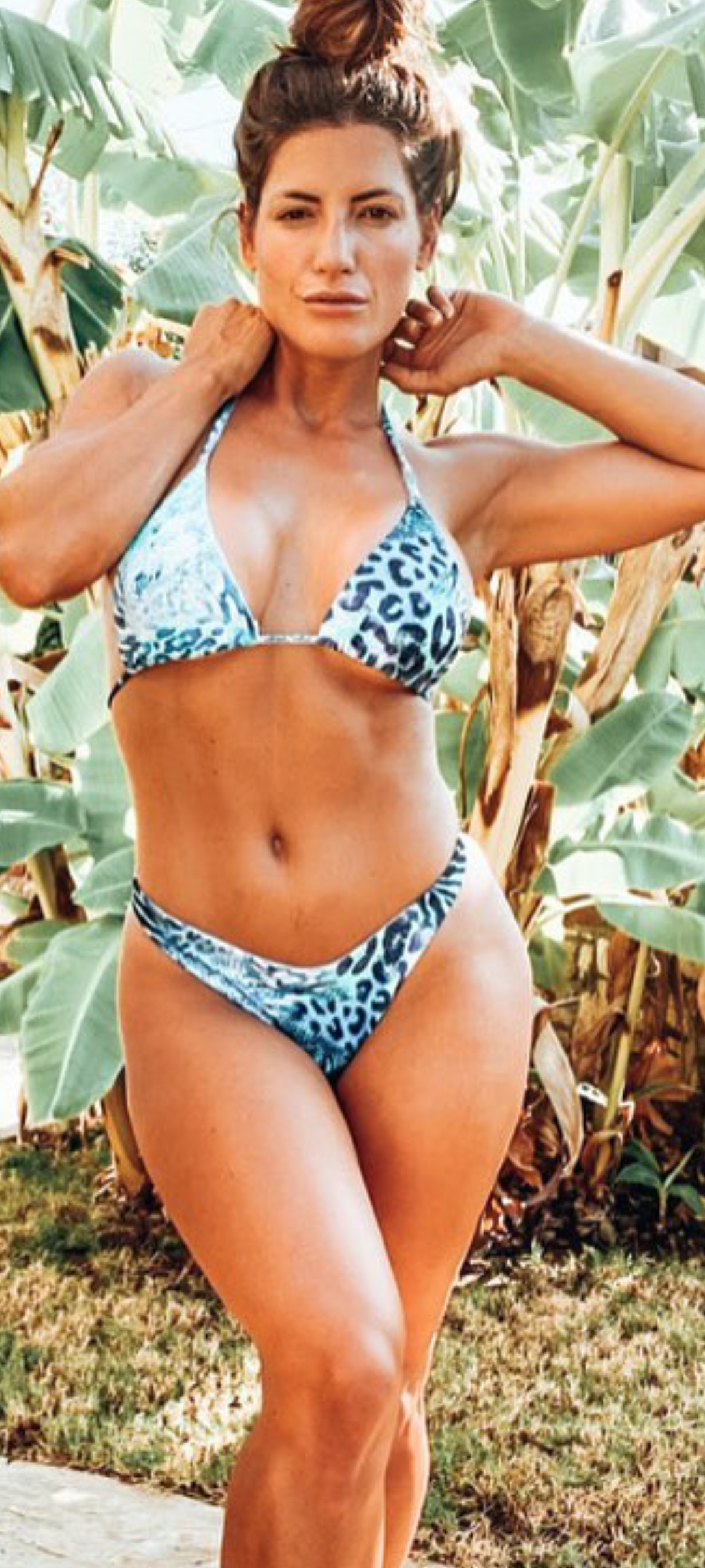 Jenny West | Scrolller