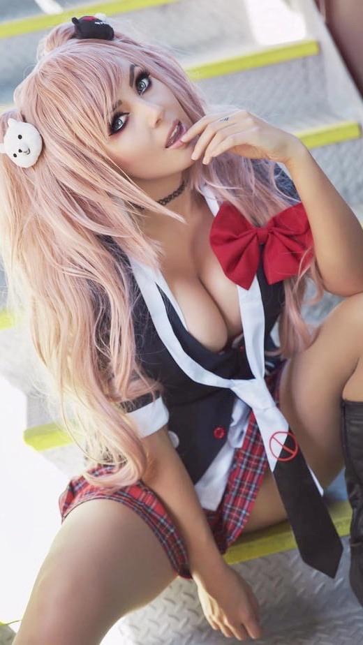 Jessica Nigri | Scrolller