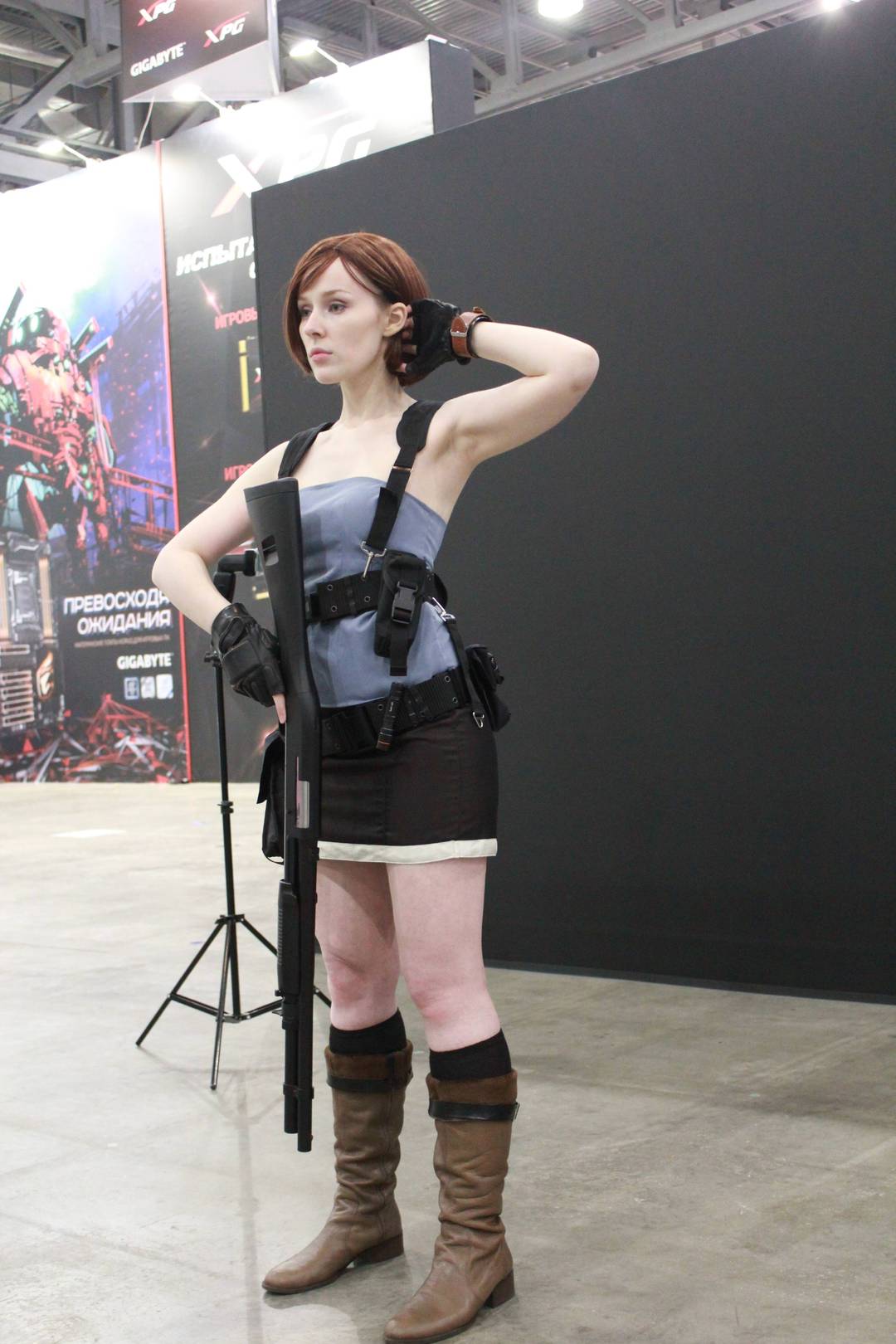 Jill Valentine at Comic Con 17 | Scrolller
