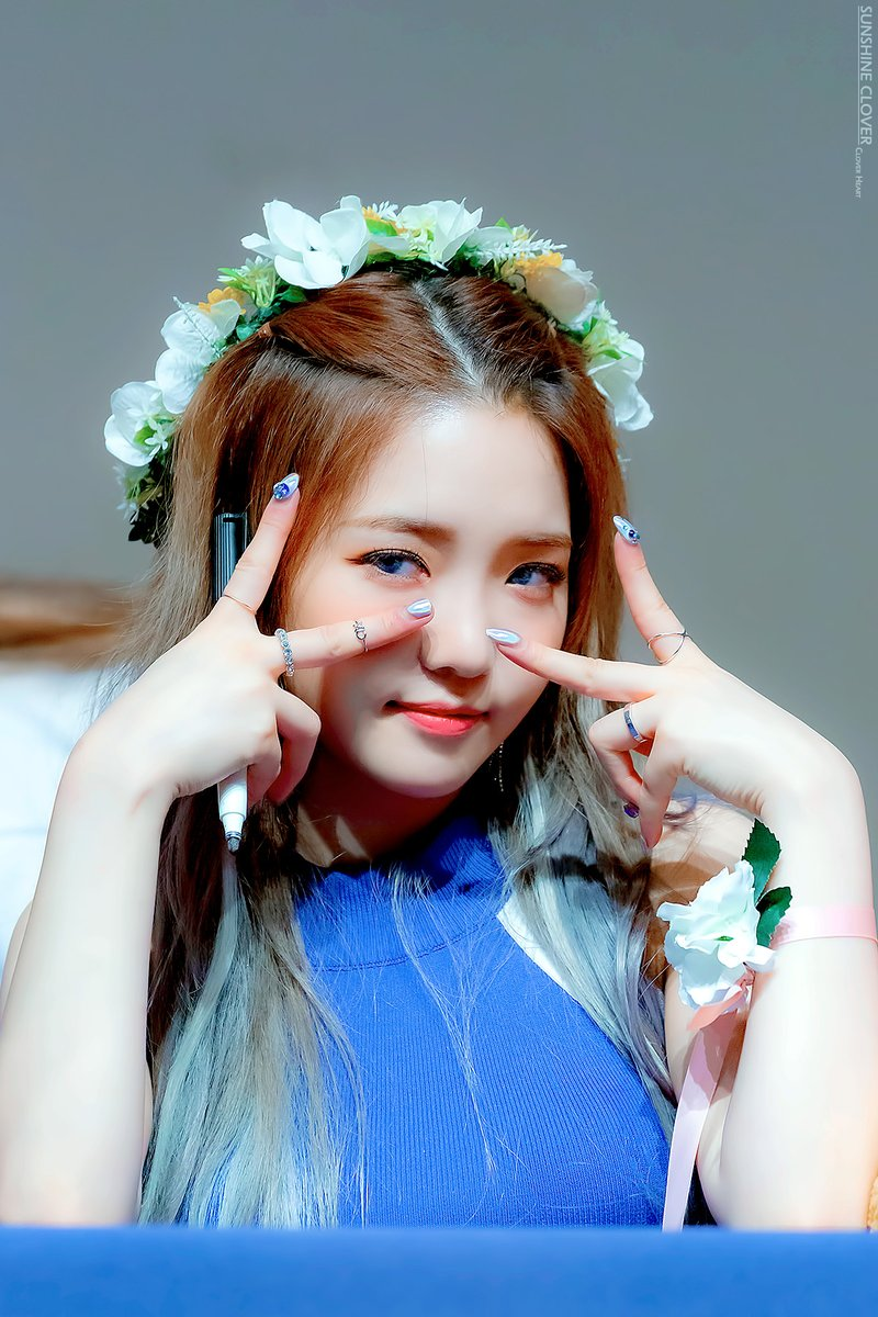 ️ Jisun ️ | Scrolller
