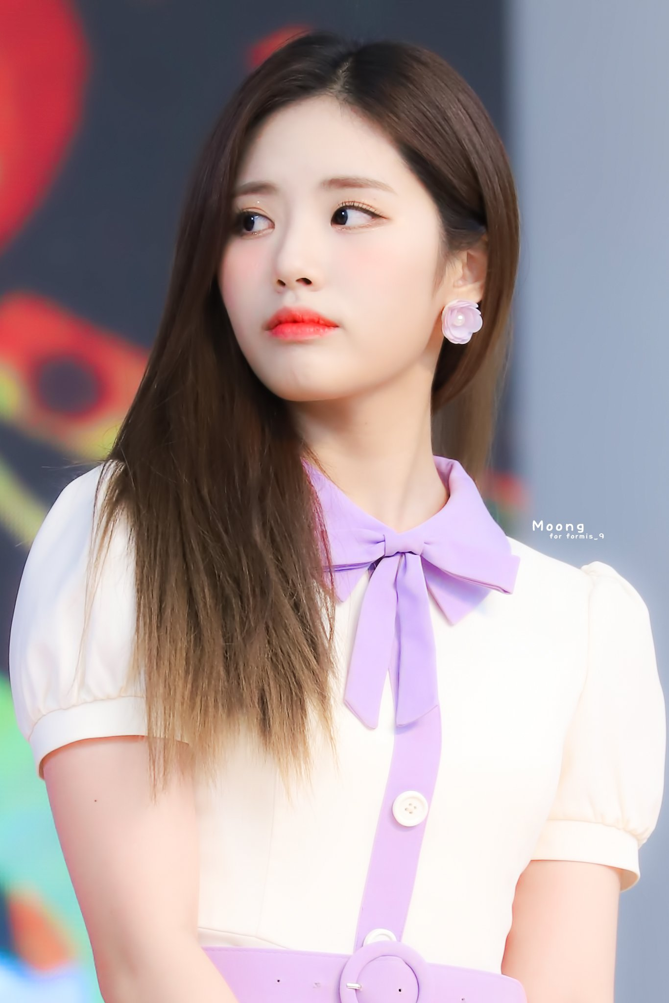 Jiwon side eye | Scrolller