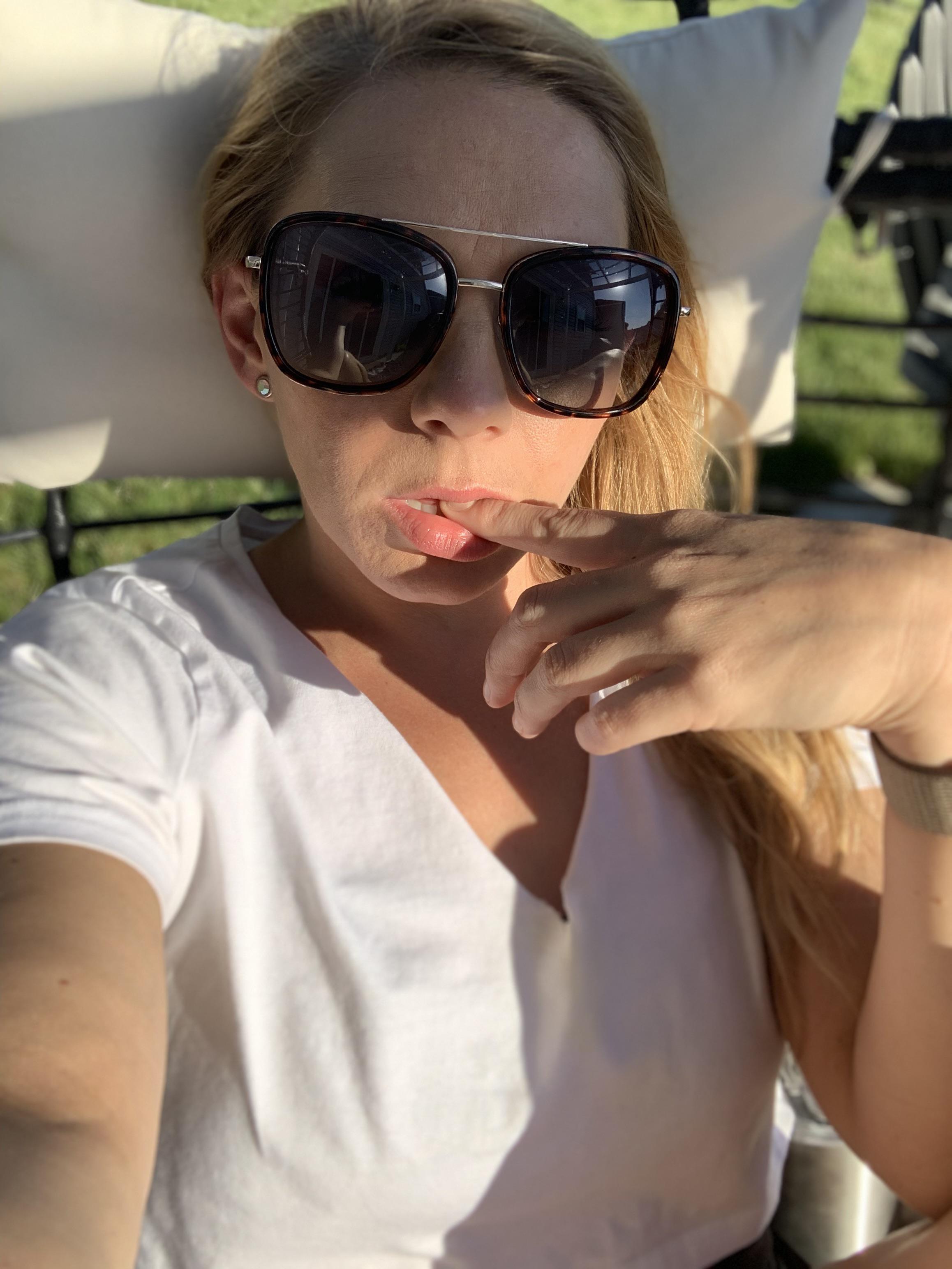 Join me in the sunshine? | Scrolller