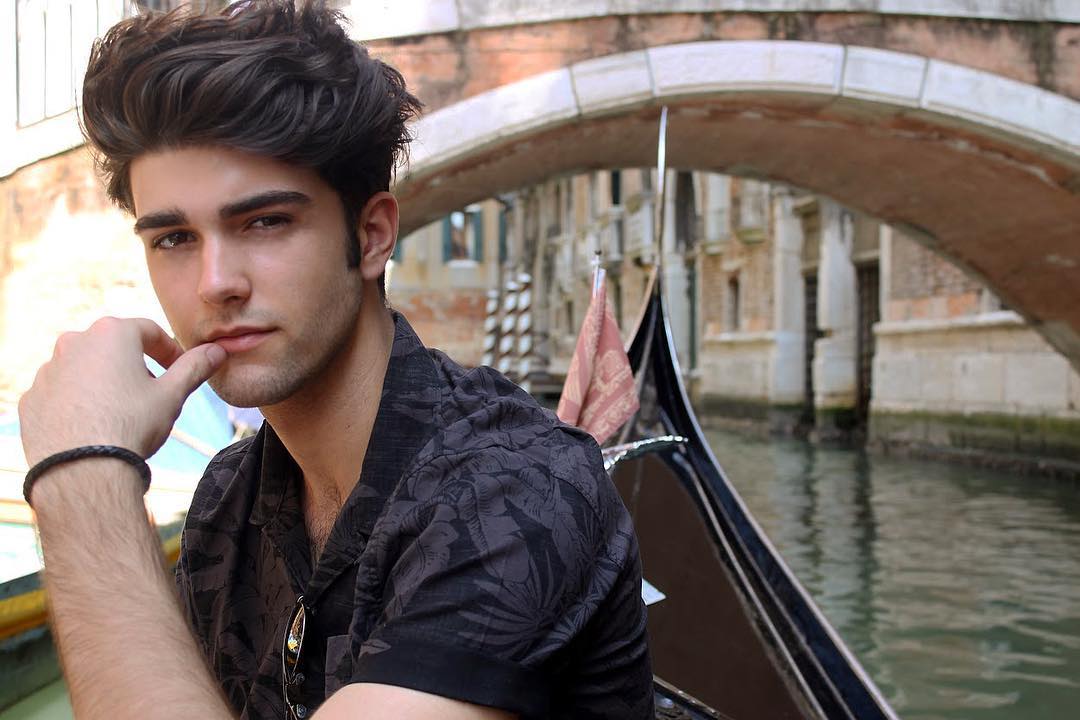 Jorge Fernando | Scrolller