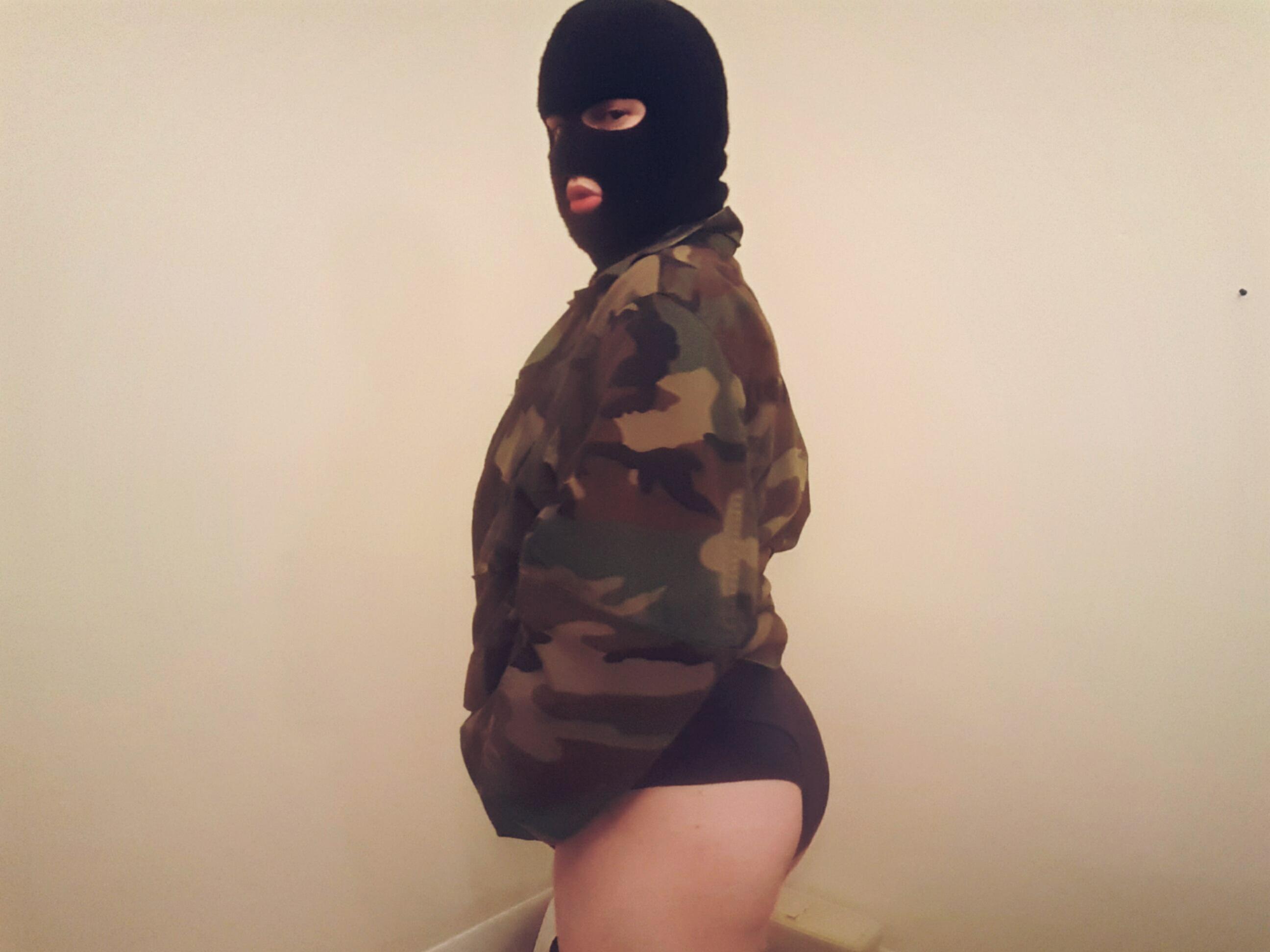 June Tuesday | Scrolller