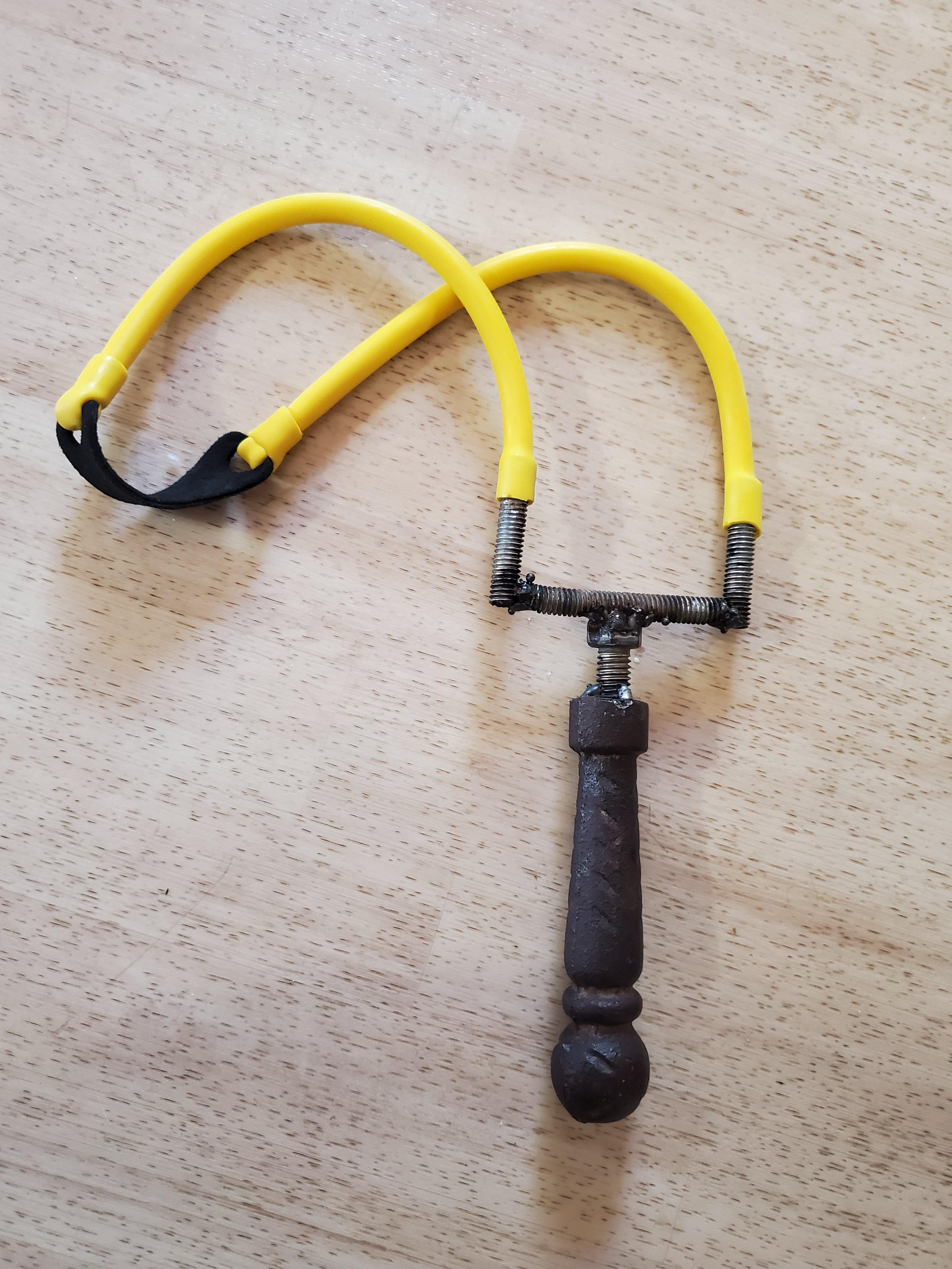 Junkyard Slingshot | Scrolller