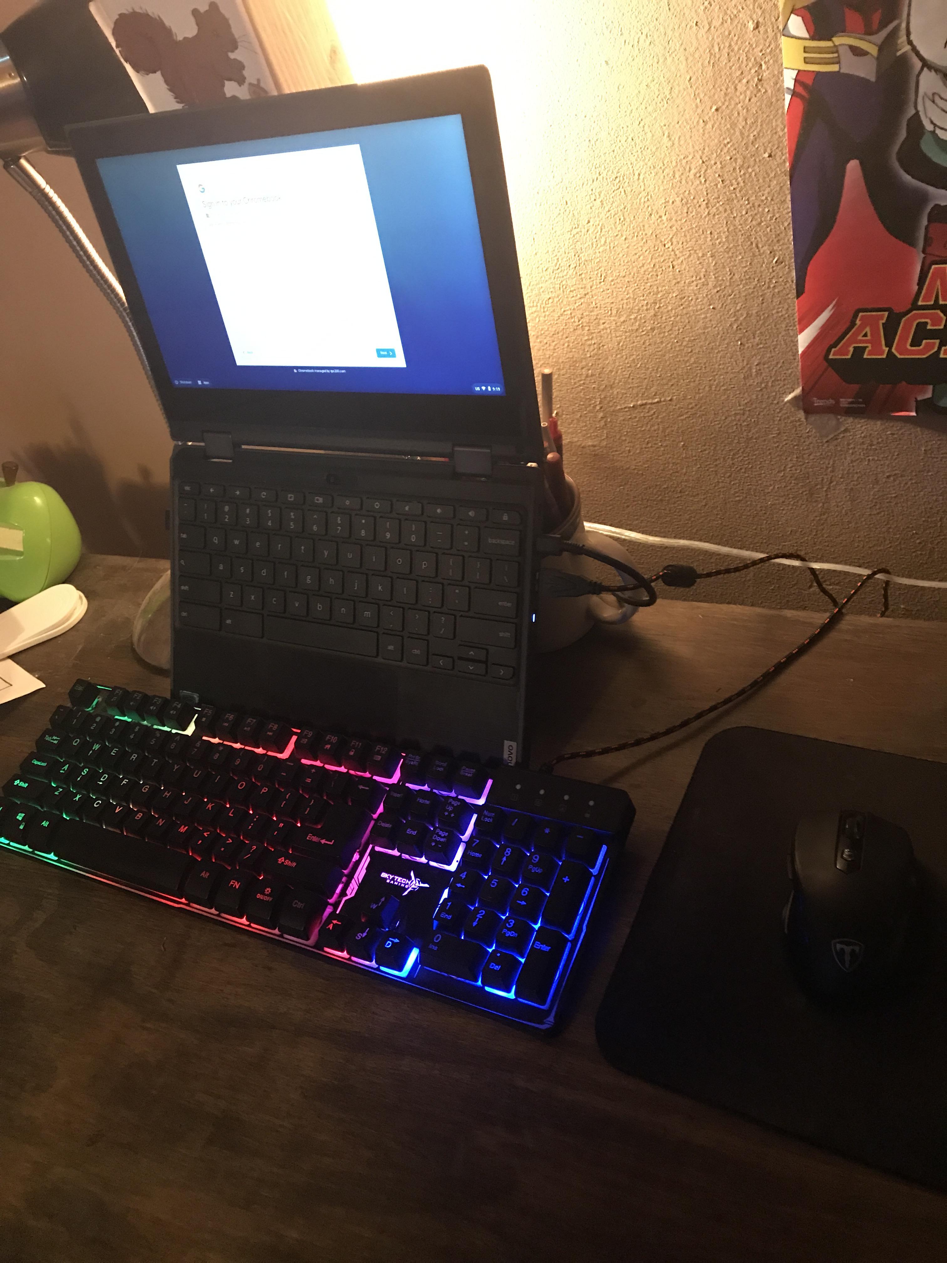 Just a casual schoolwork setup... | Scrolller