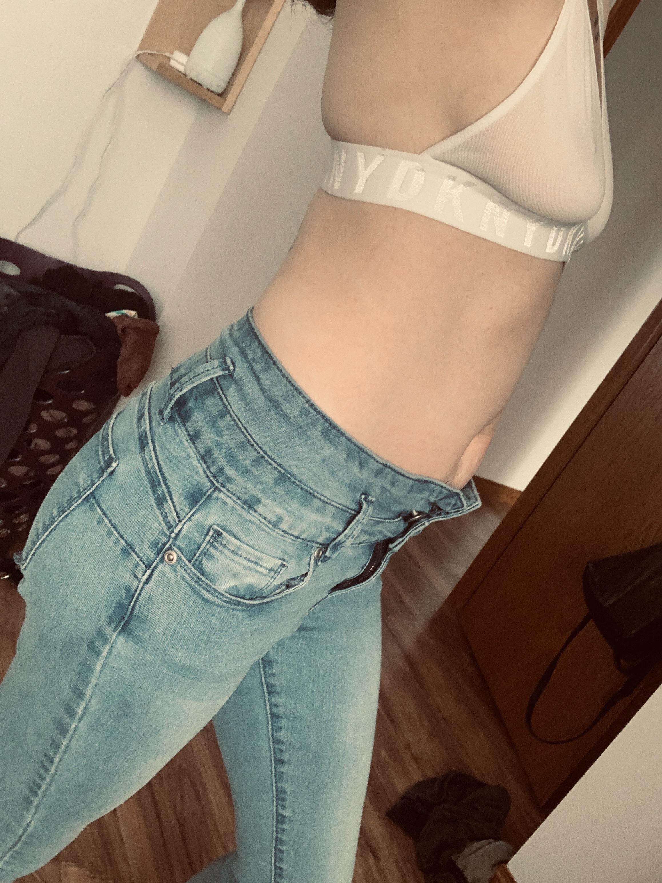 Just a mombod before bed | Scrolller