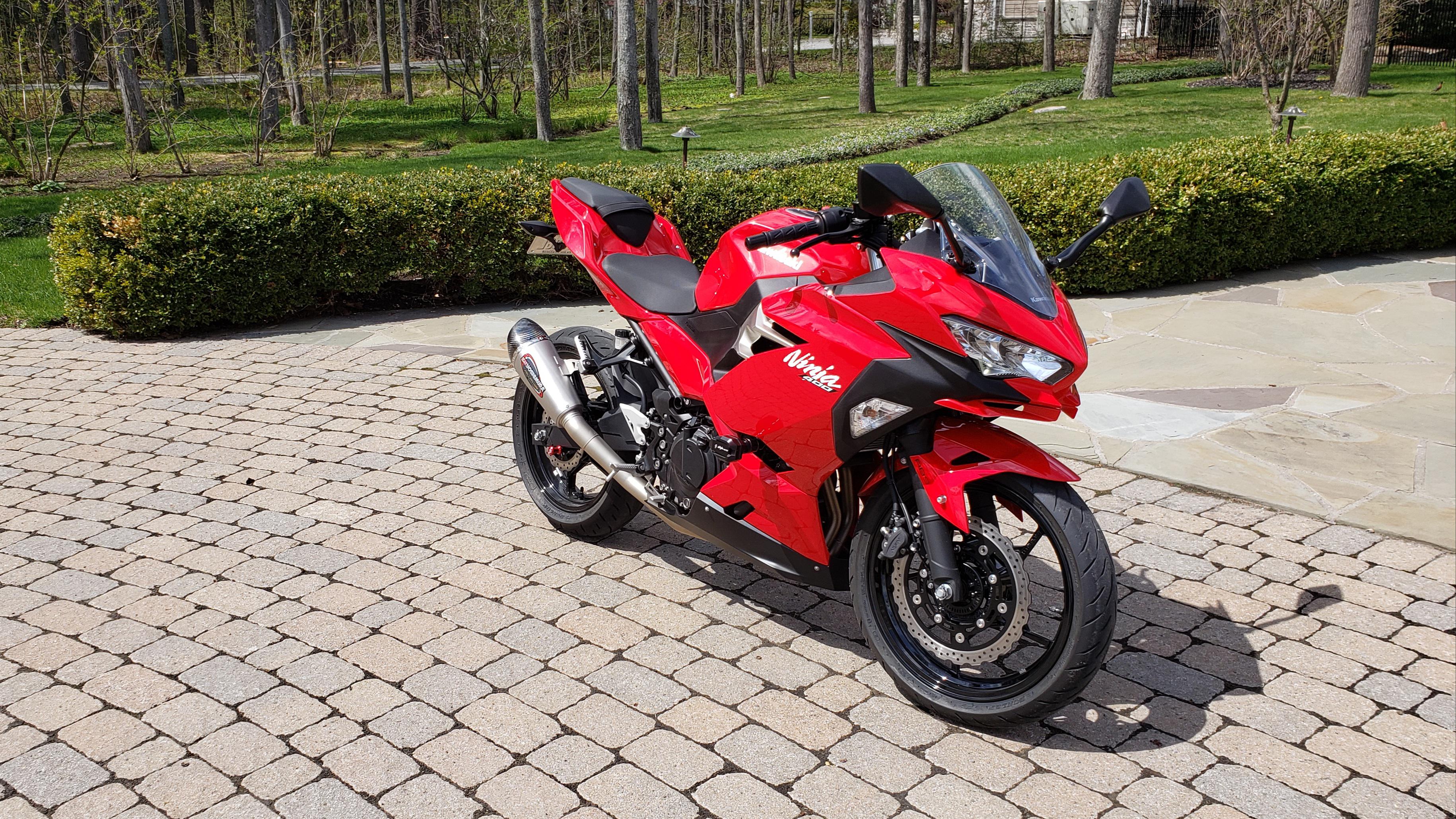 Just a Ninja 400 | Scrolller