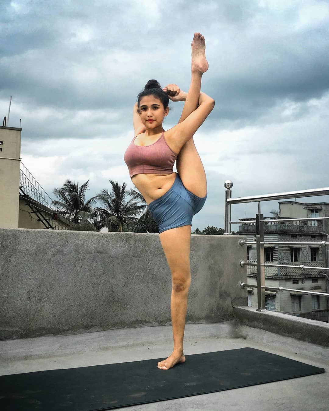 Just a Normal Stretch | Scrolller