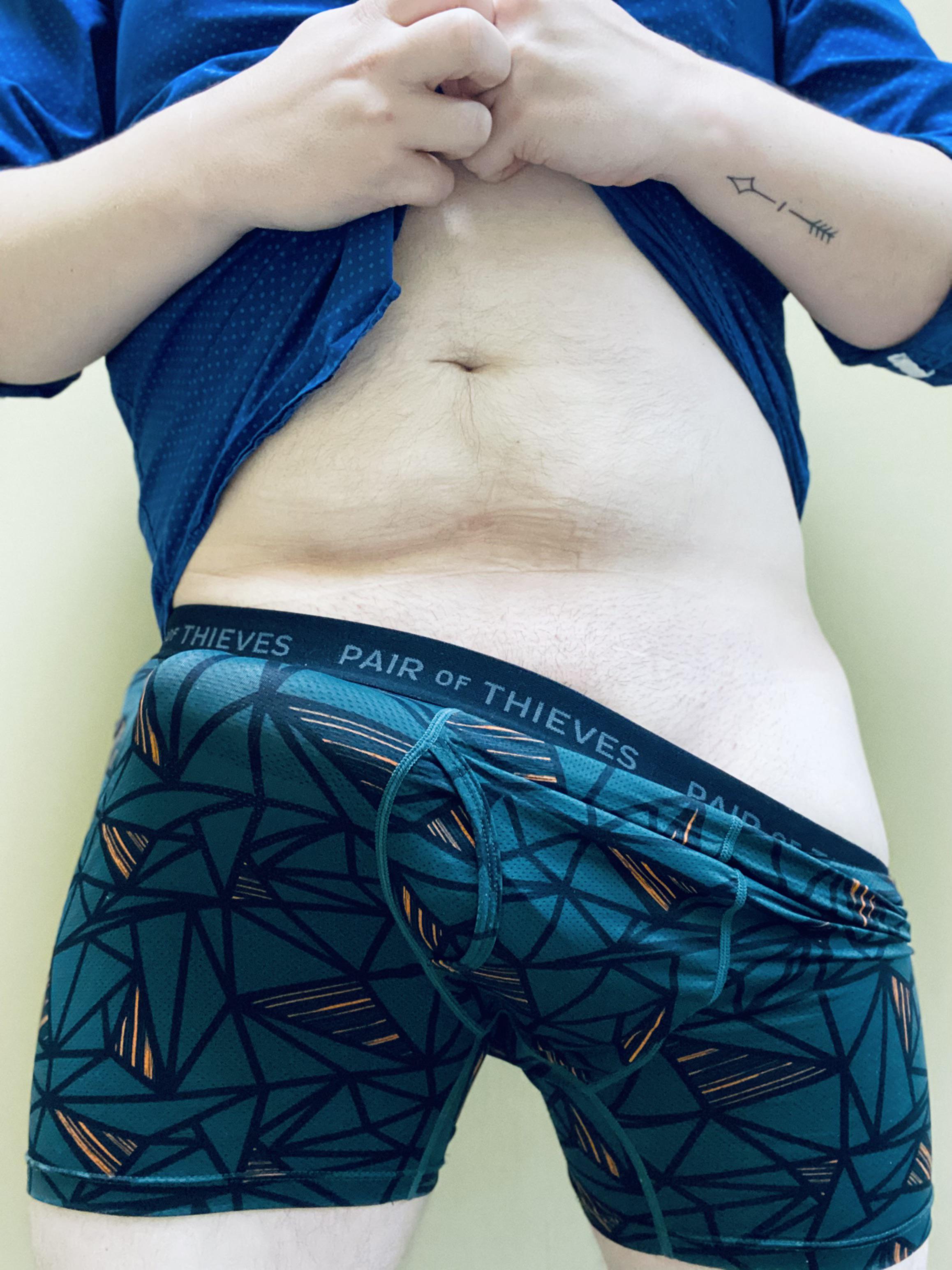 Just a peek | Scrolller