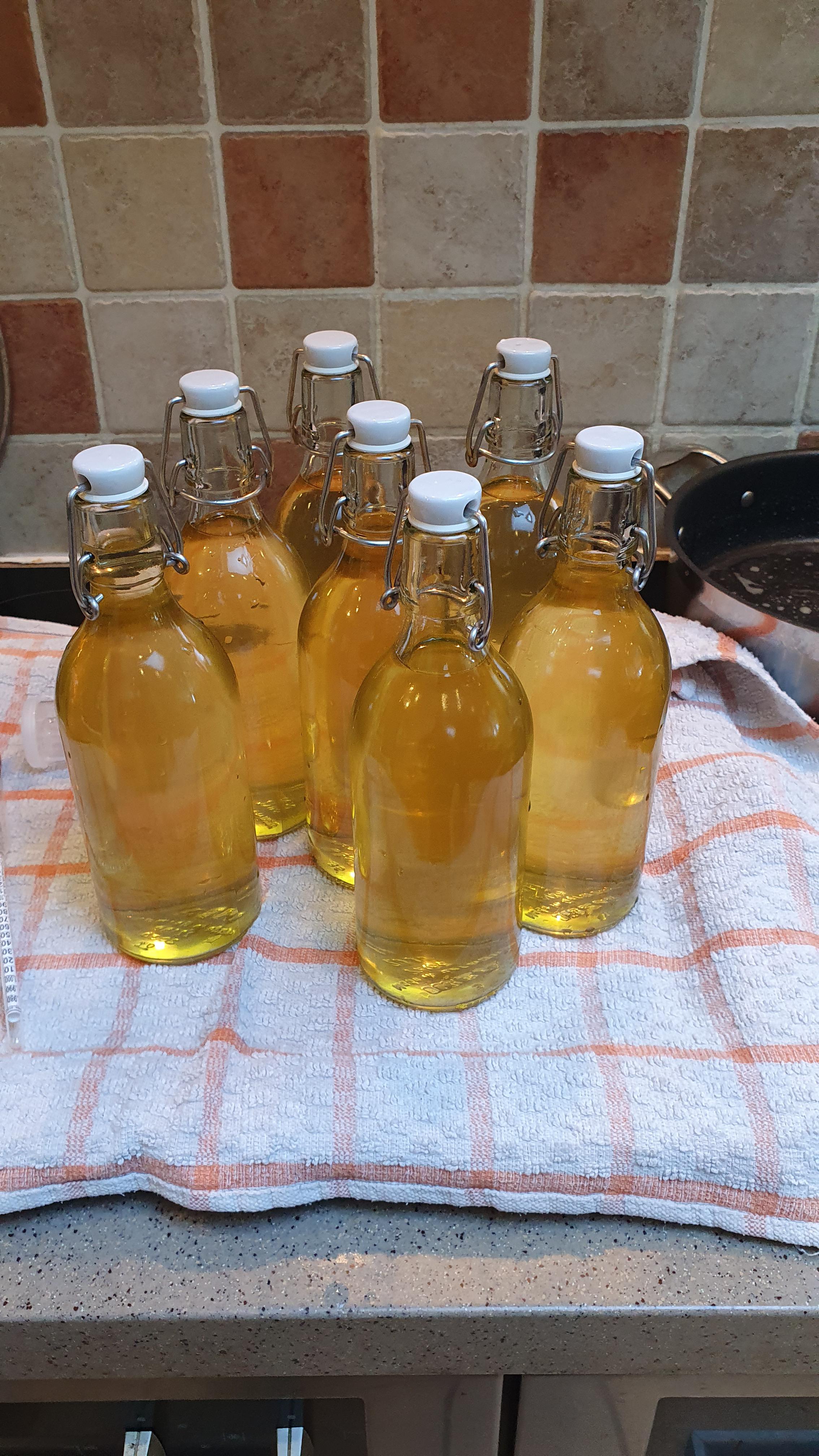 Just bottled my first mead. :) | Scrolller