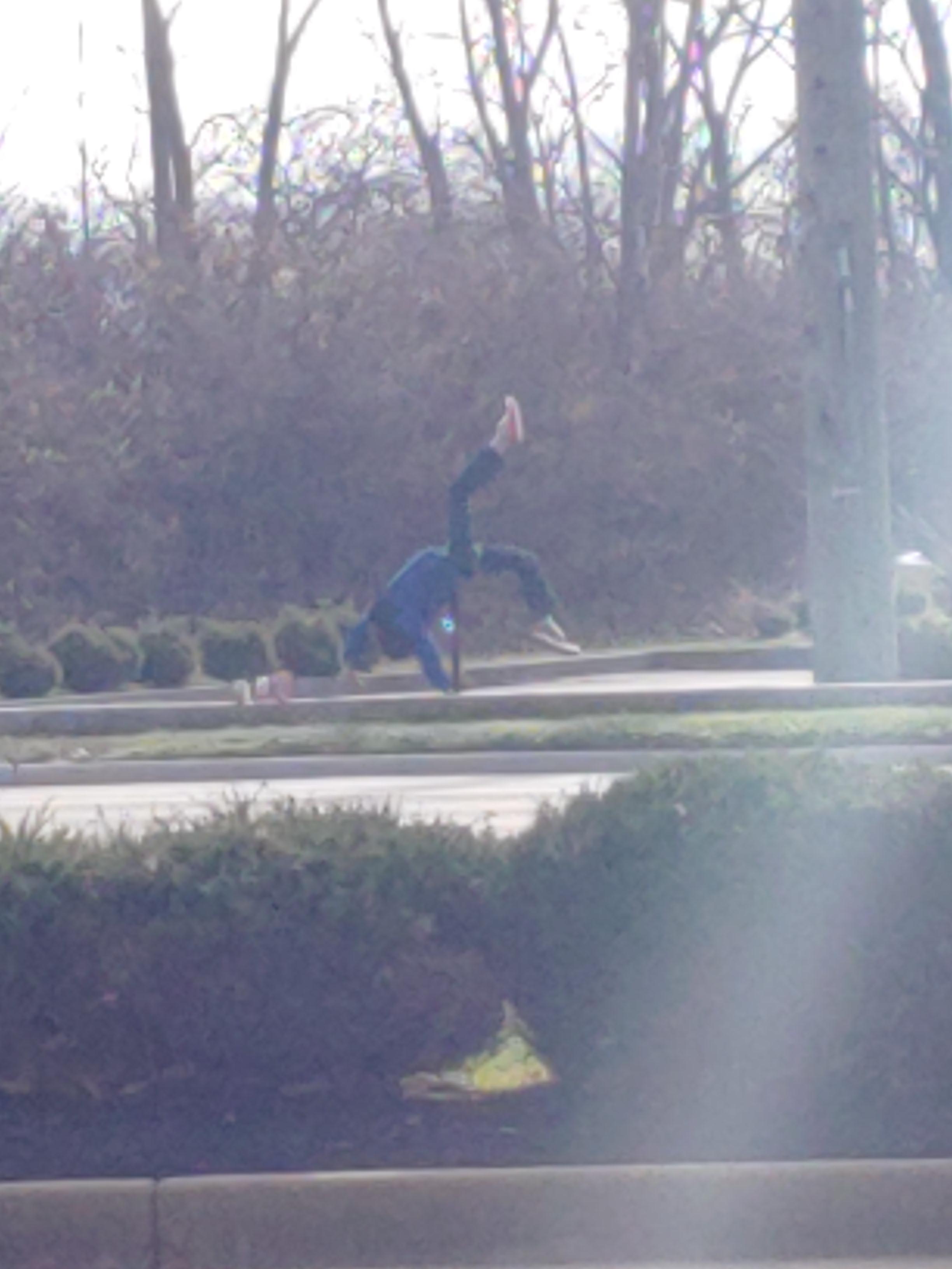 Just casually waiting on the bus... | Scrolller