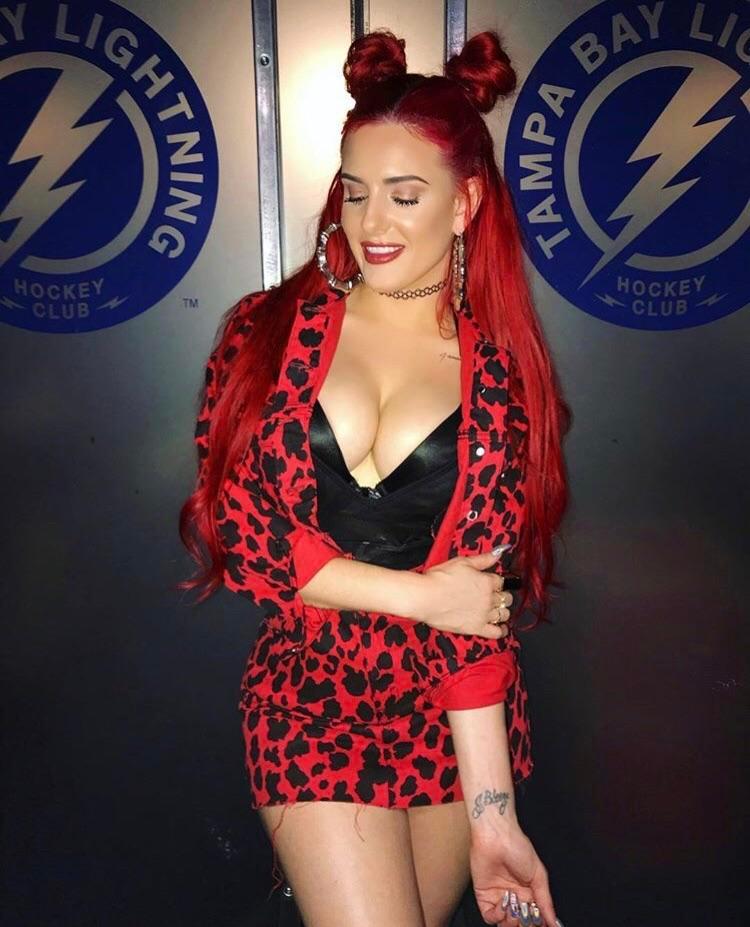 Just discovered her.. obsessed | Scrolller