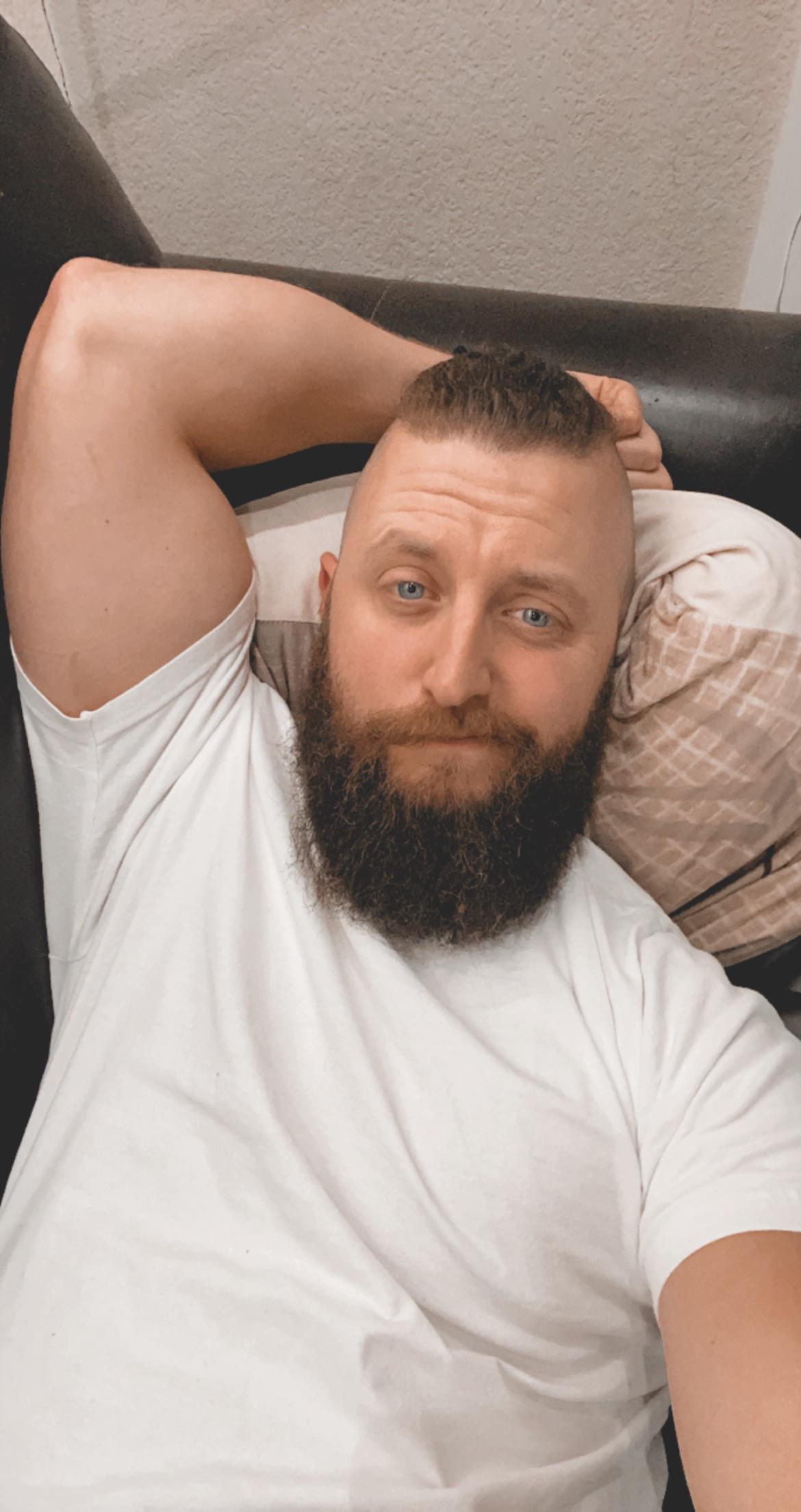 Just gonna let the beard and hair keep growing. | Scrolller