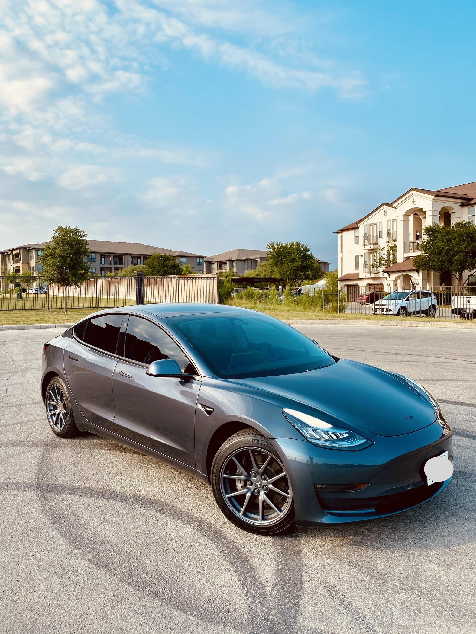 Just got a tint and satin black chrome delete on my MSM Model 3 and couldn’t be happier! | Scrolller