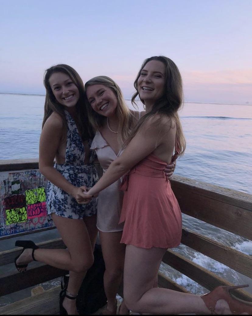 just look so beautiful in dresses | Scrolller