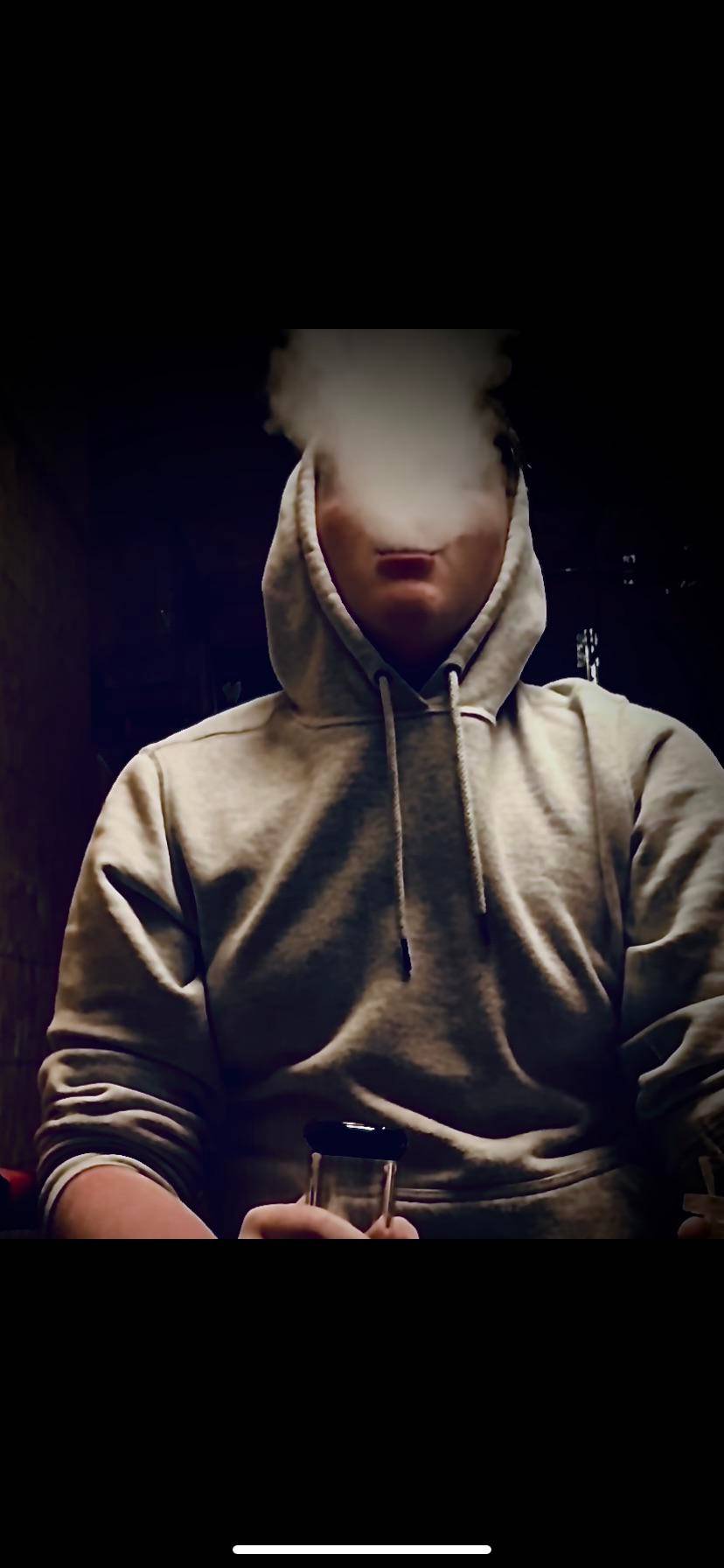 Just out here vibing with all of y’all 💨🍃 | Scrolller