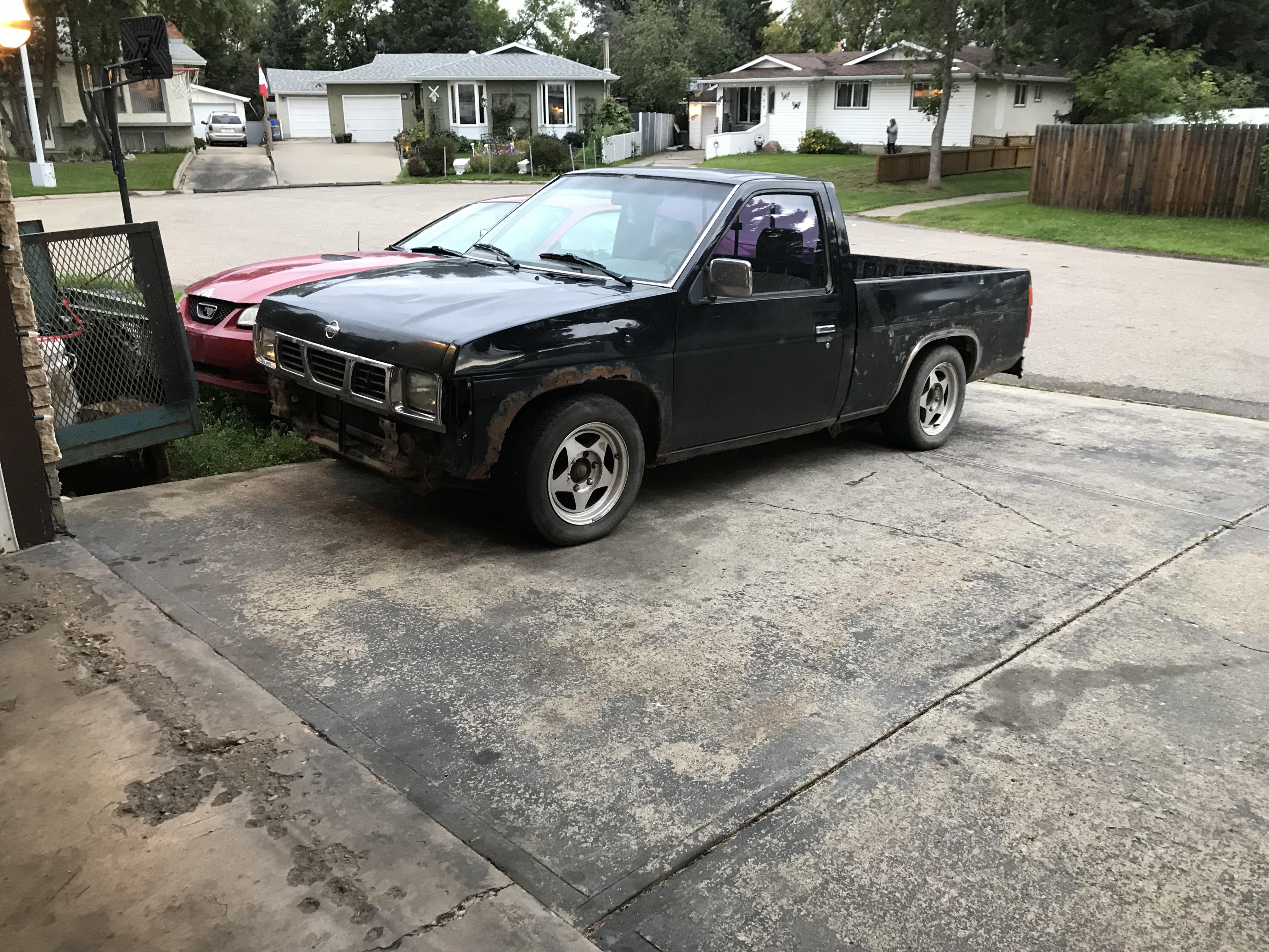Just picked up a new d21 project. Any ideas on where to find some good ...
