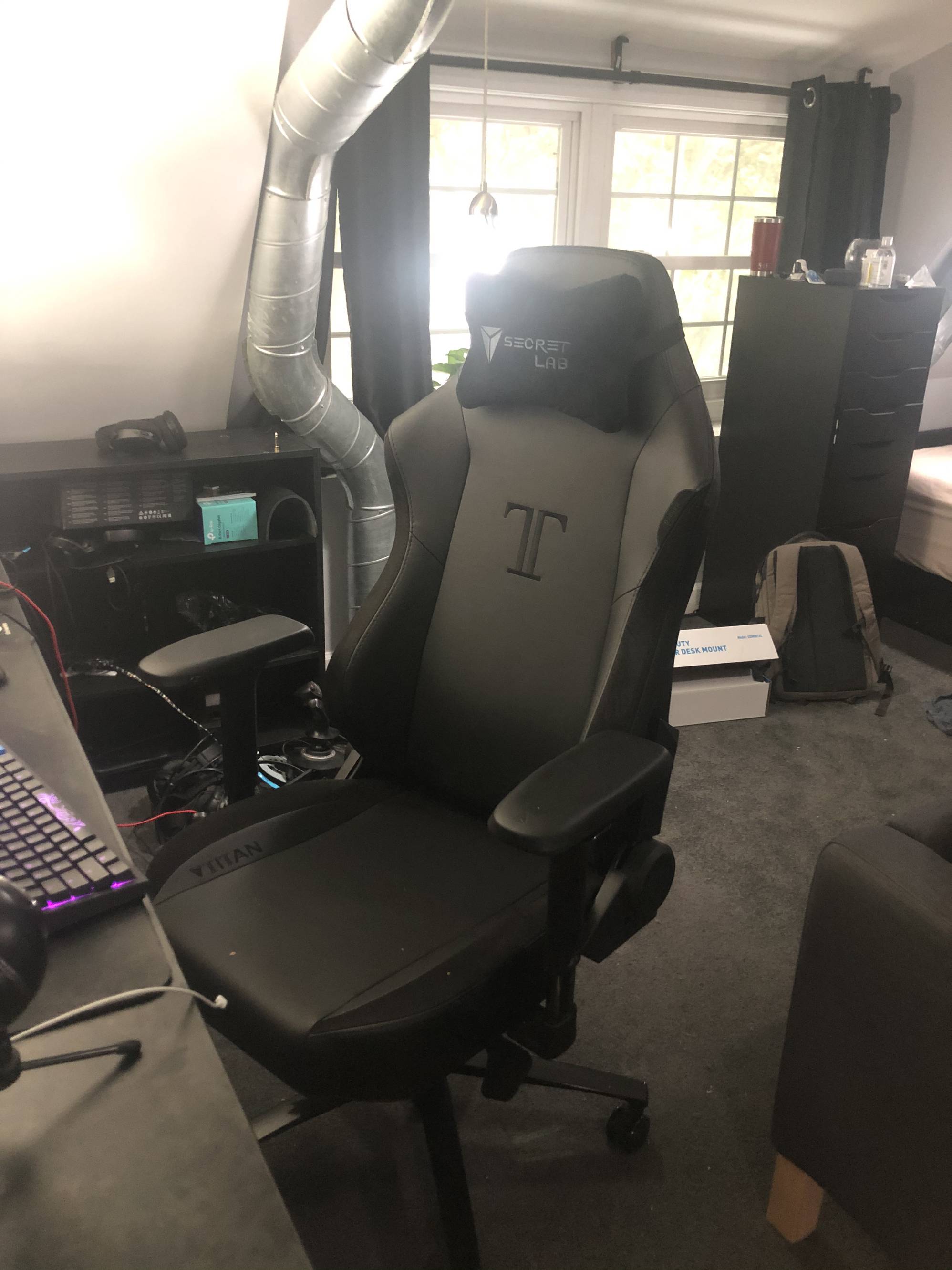 Just set up my #Secretlab Titan! | Scrolller