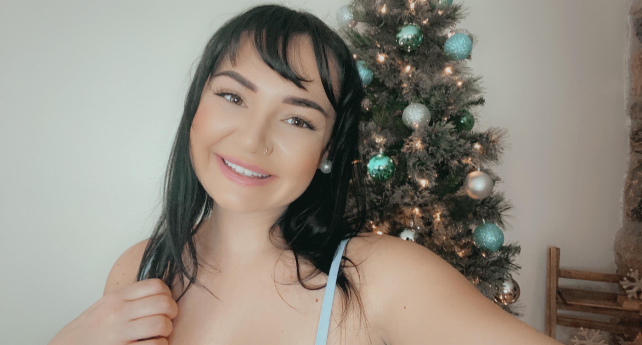 Just shot a christmas hot wife scene!!! Very excited to release it on Sext Panther and Manyvids ...