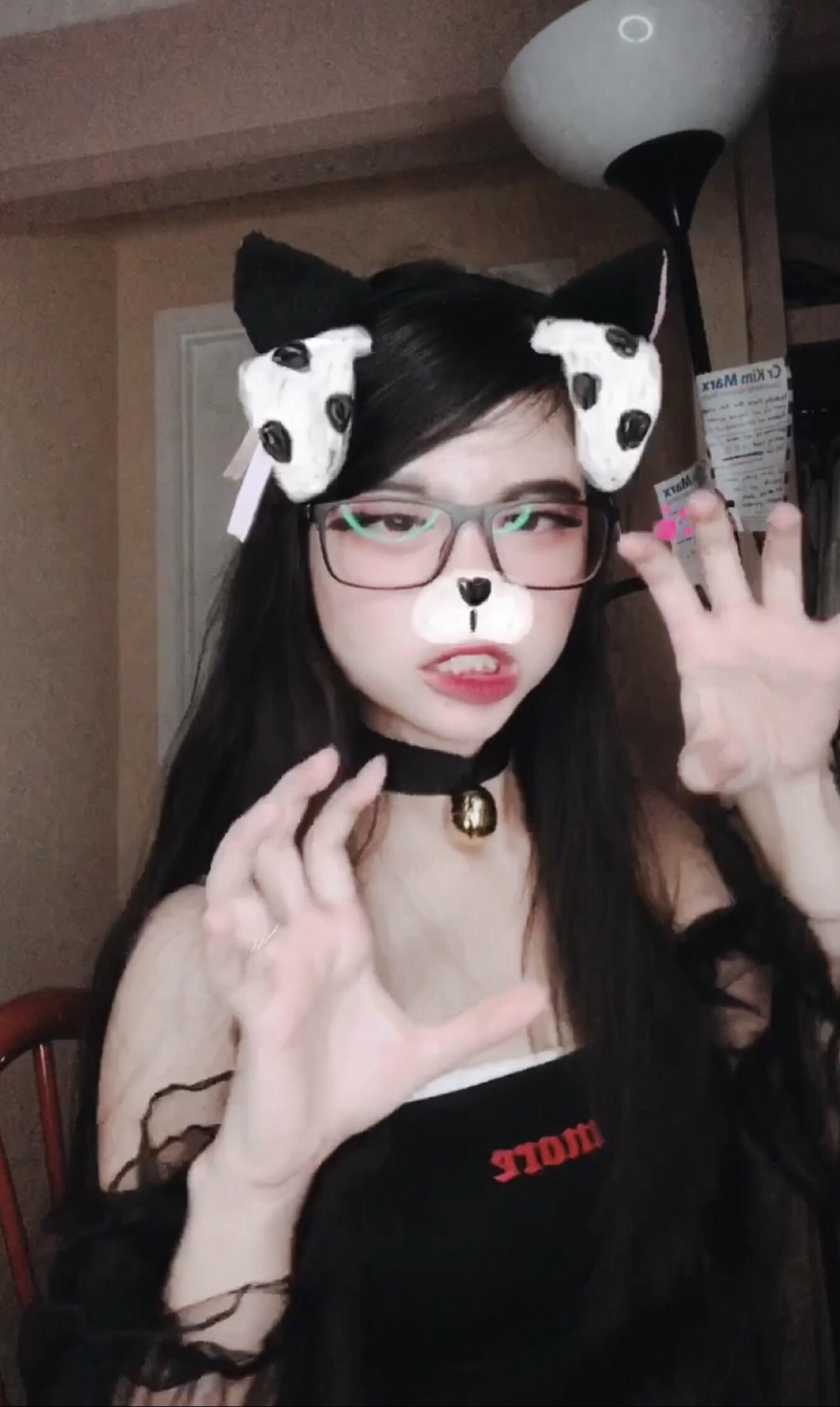 Just your average Asian girl with glasses and cat ears lol | Scrolller