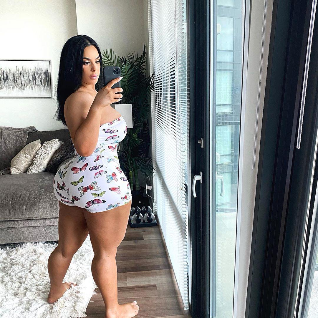 Discover more like ClothedCurves: Gemstar and Related Content | Scrolller