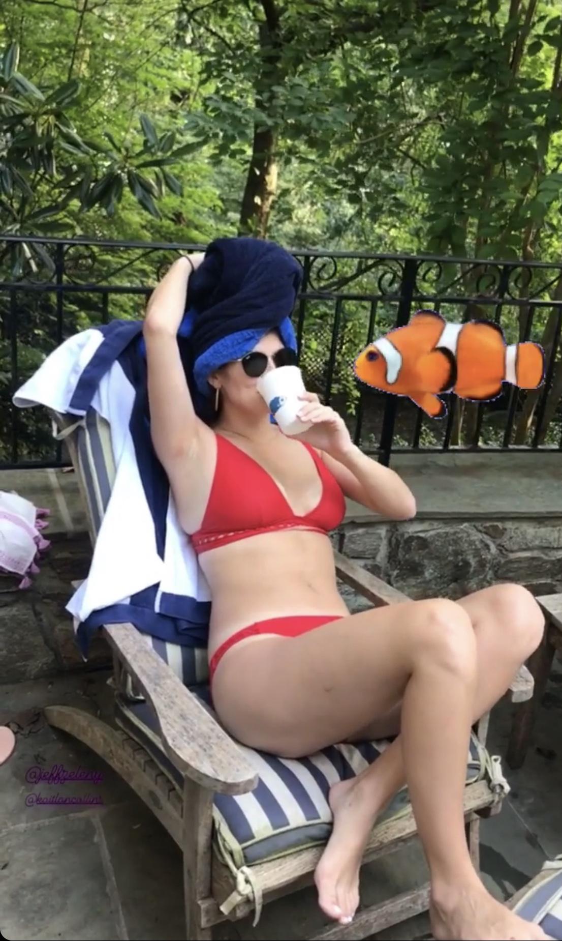 Kaitlan Collins In That Bikini 🤤 Scrolller 2449