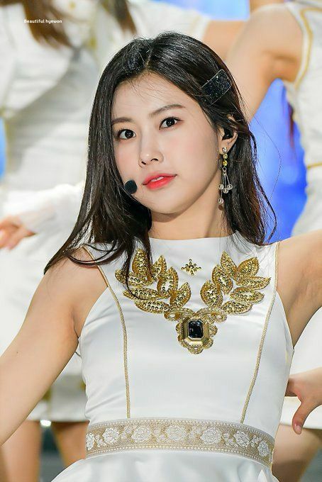 Kang Hyewon (IZ*ONE) | Scrolller