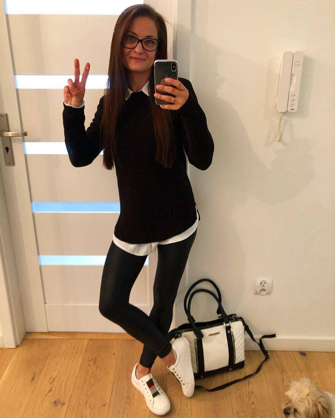 Karolina Kowalkiewicz | Scrolller