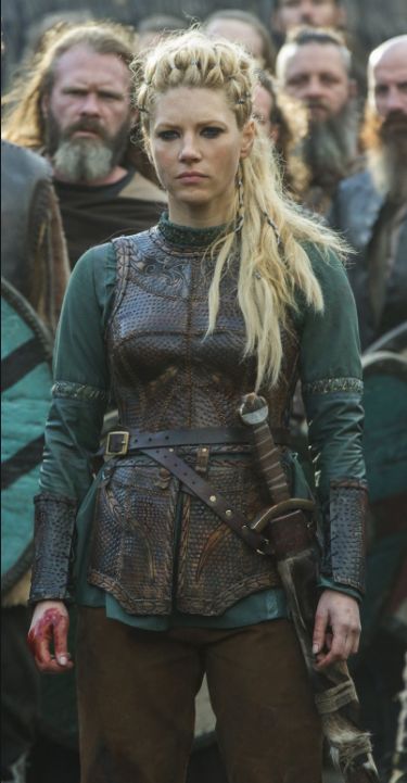 Katheryn Winnick as Lagertha (Vikings) | Scrolller