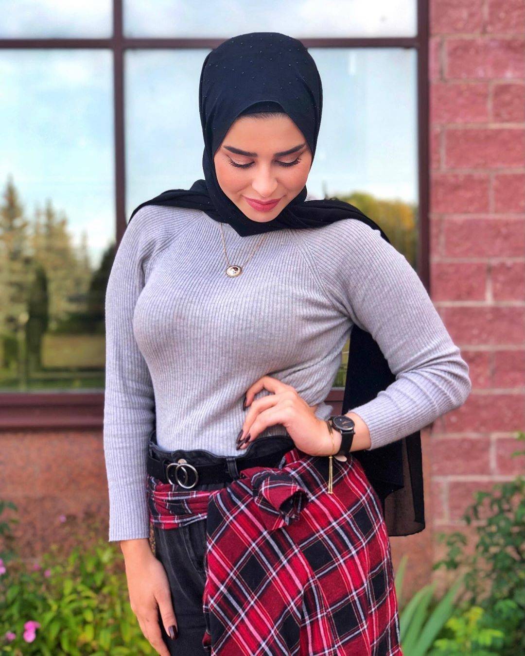 Katia Saad | Scrolller